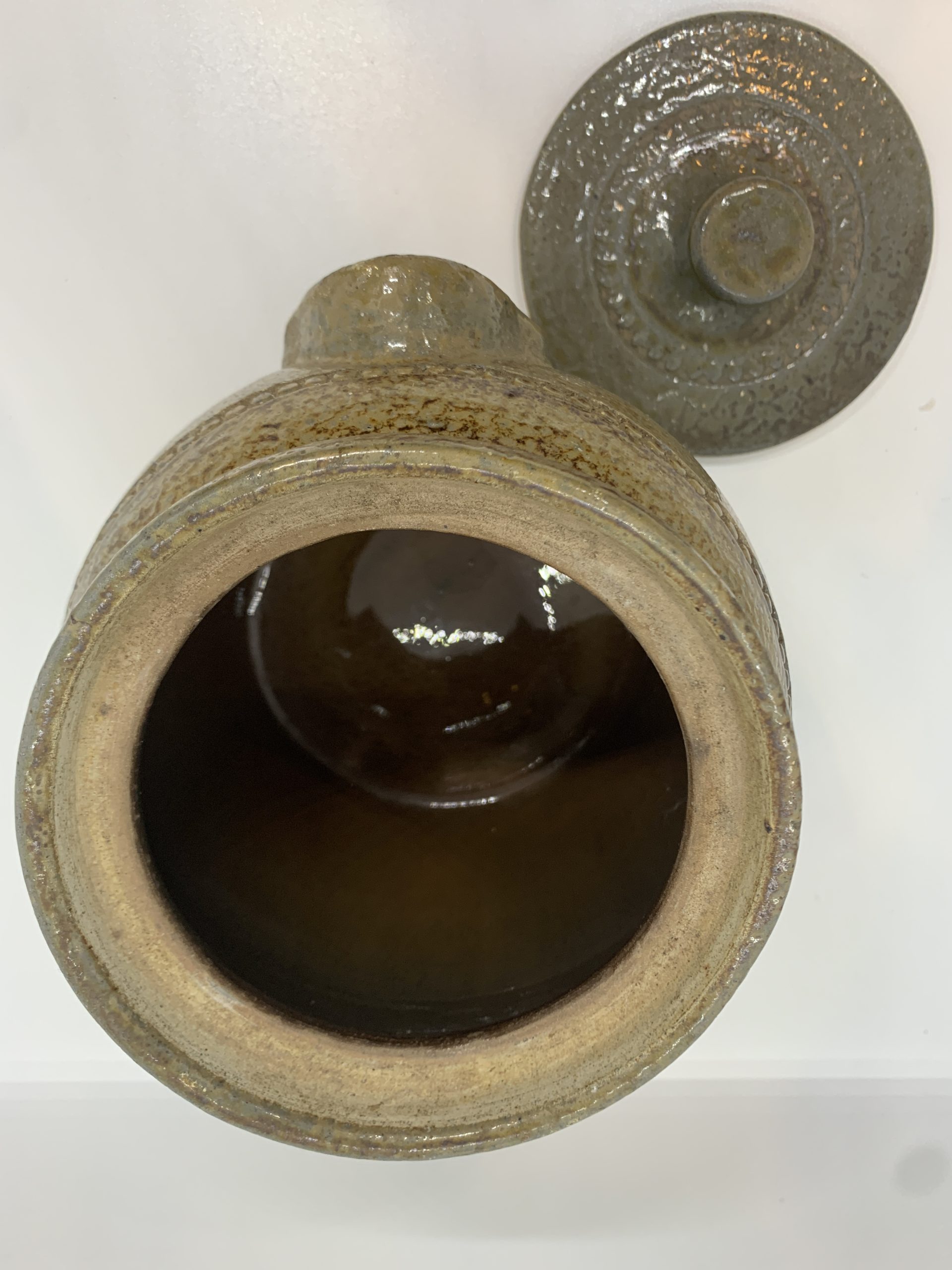 Bendigo Pottery Hand Made Stoneware Crock 16cm - Vintage Keepsakes