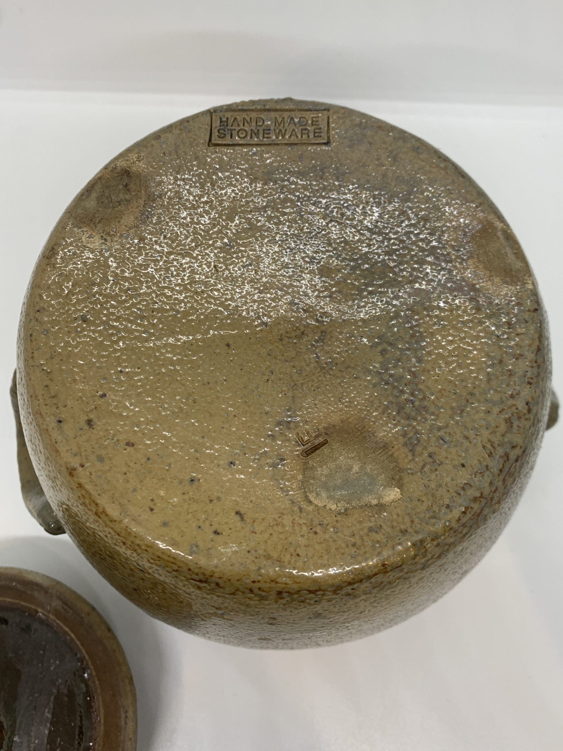 Bendigo Pottery Hand Made Stoneware Crock 16cm - Vintage Keepsakes