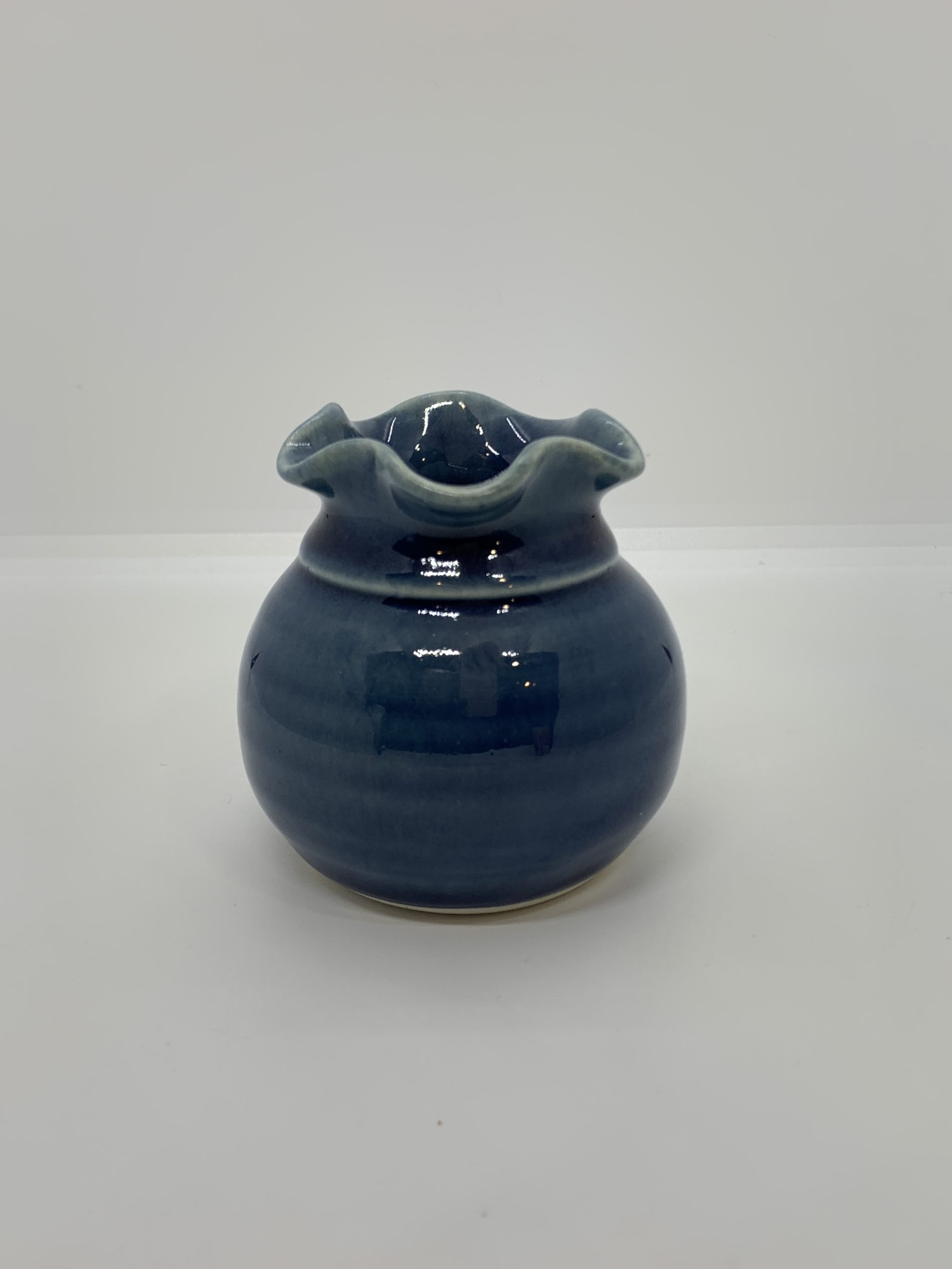 Bendigo Pottery Fluted edge Blue Squat Vase stamped to base Bendigo ...