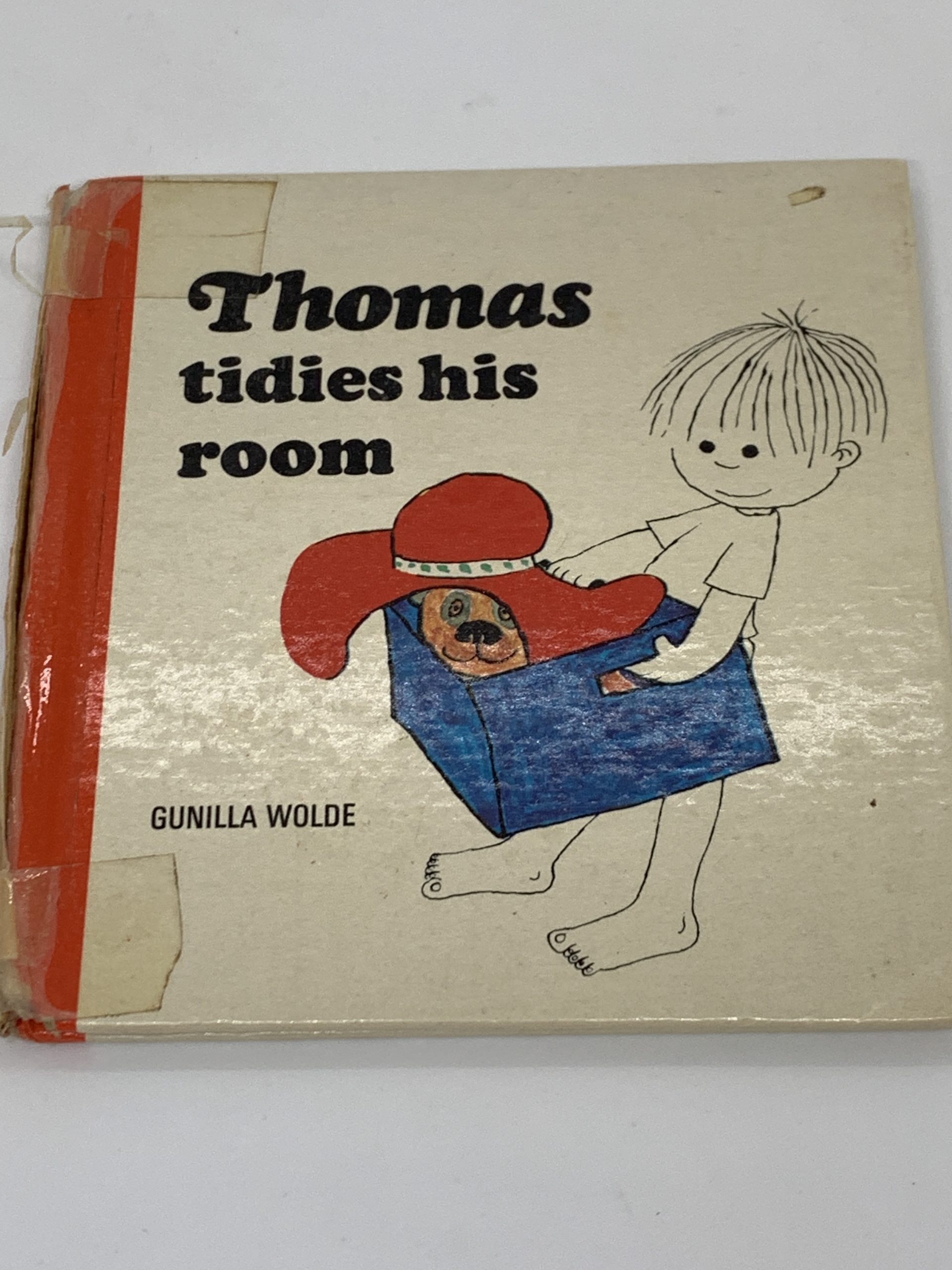 Thomas tidies his room - Gunilla Wolde - Vintage Keepsakes