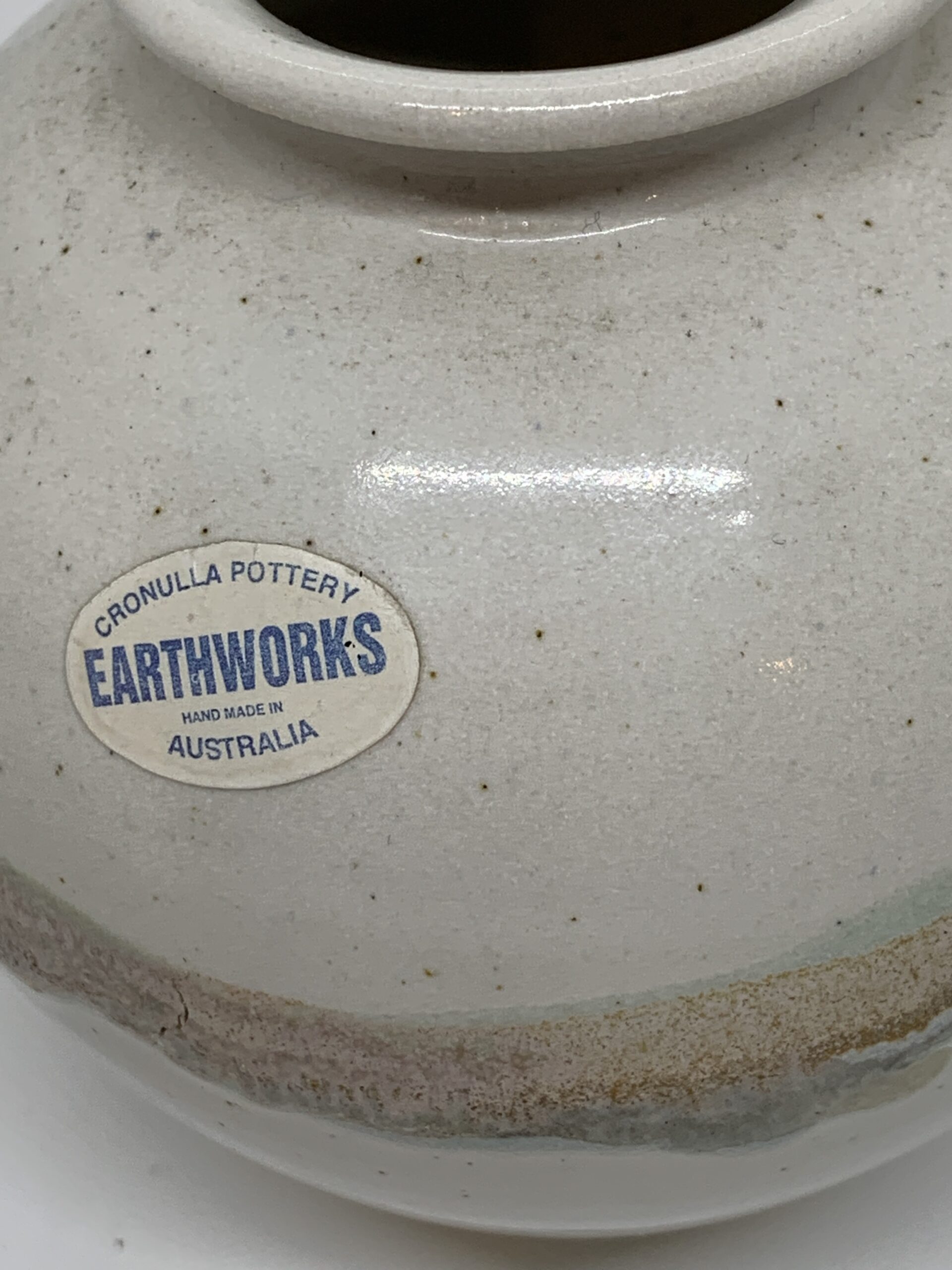 Cronulla Pottery Earthworks Vase 10cm - Vintage Keepsakes