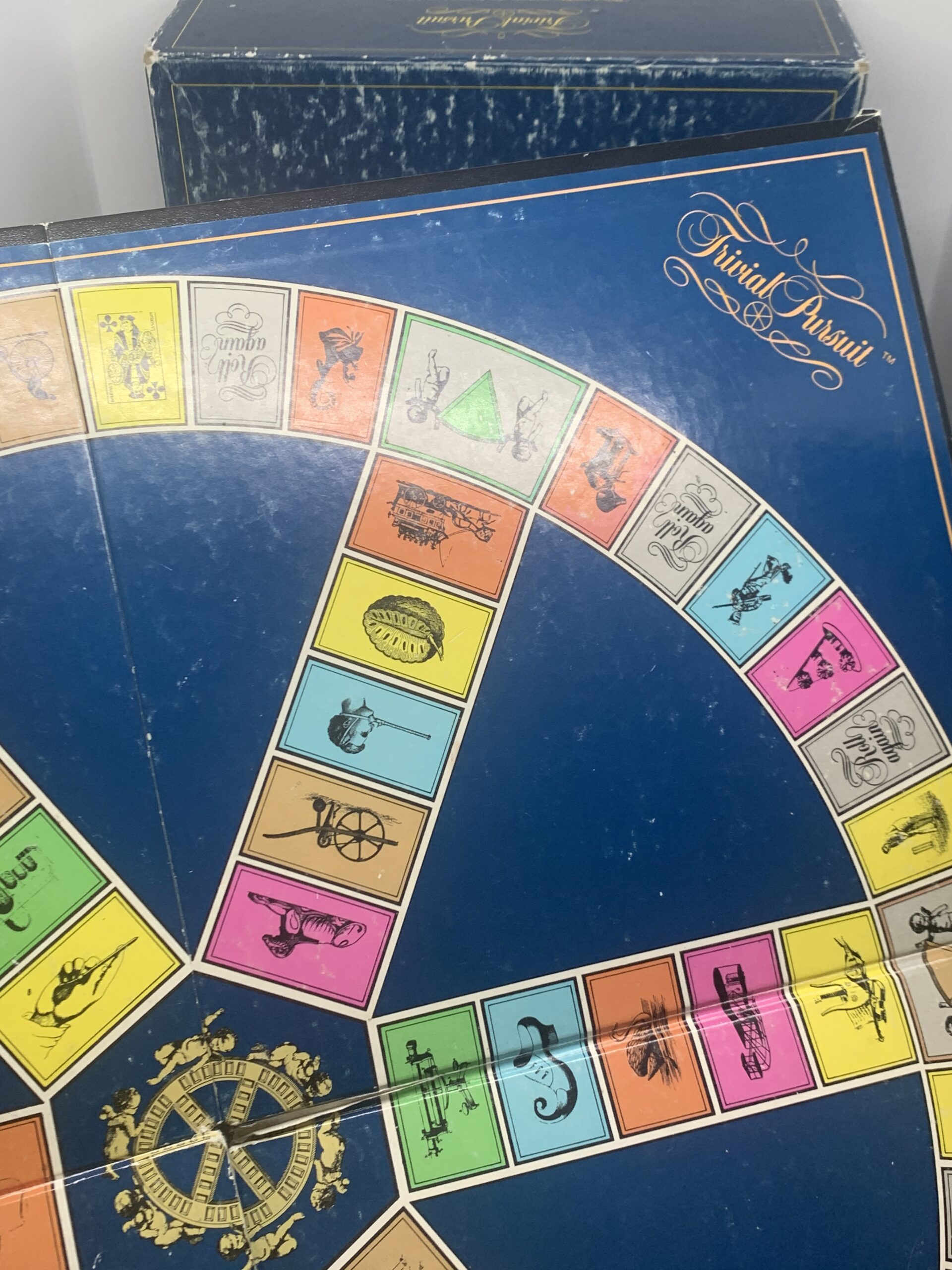 Trivial Pursuit Master Game - Genius Edition (missing a couple of ...