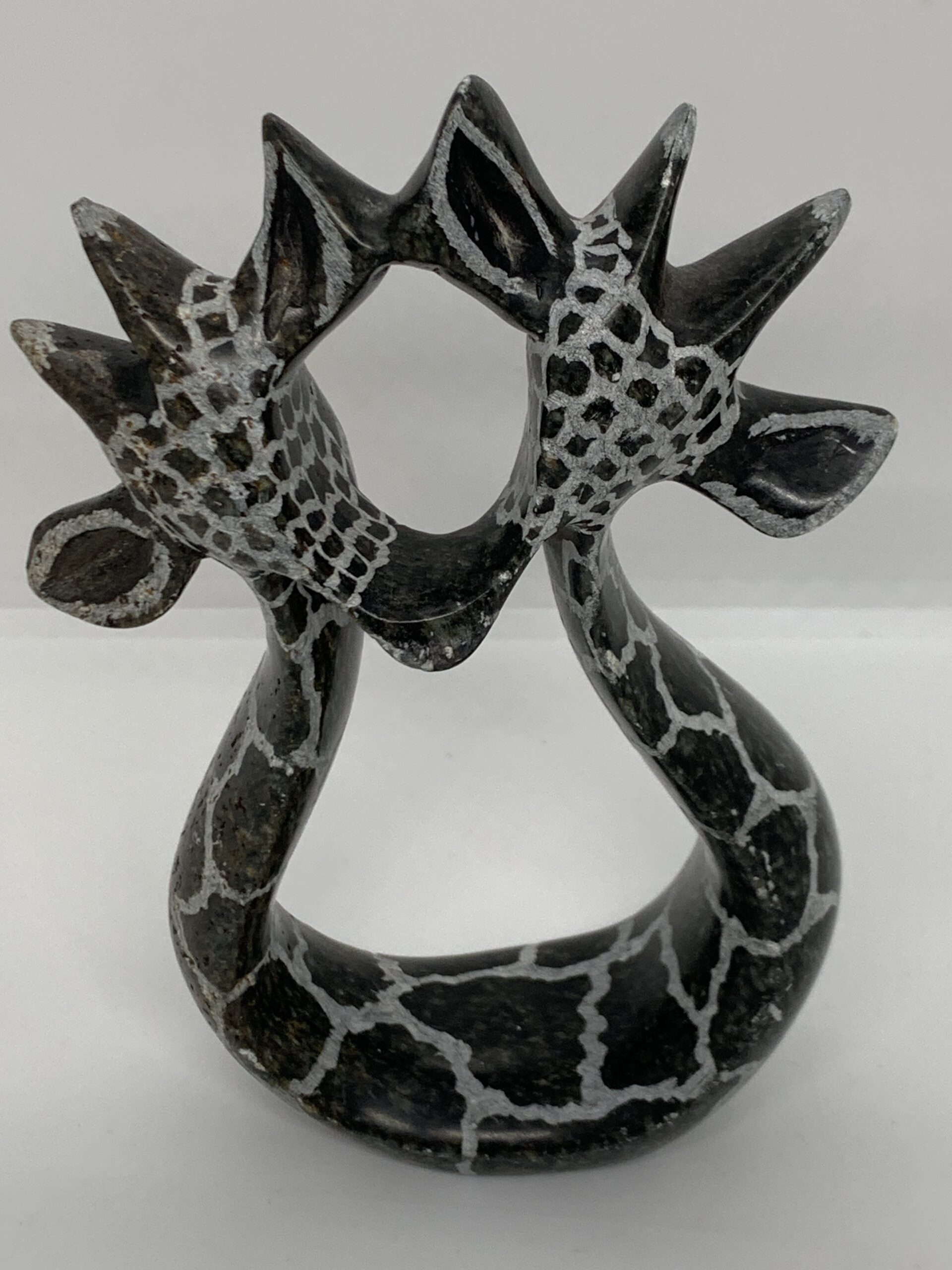 Entwined Giraffe Kissing Stone Statue - Vintage Keepsakes