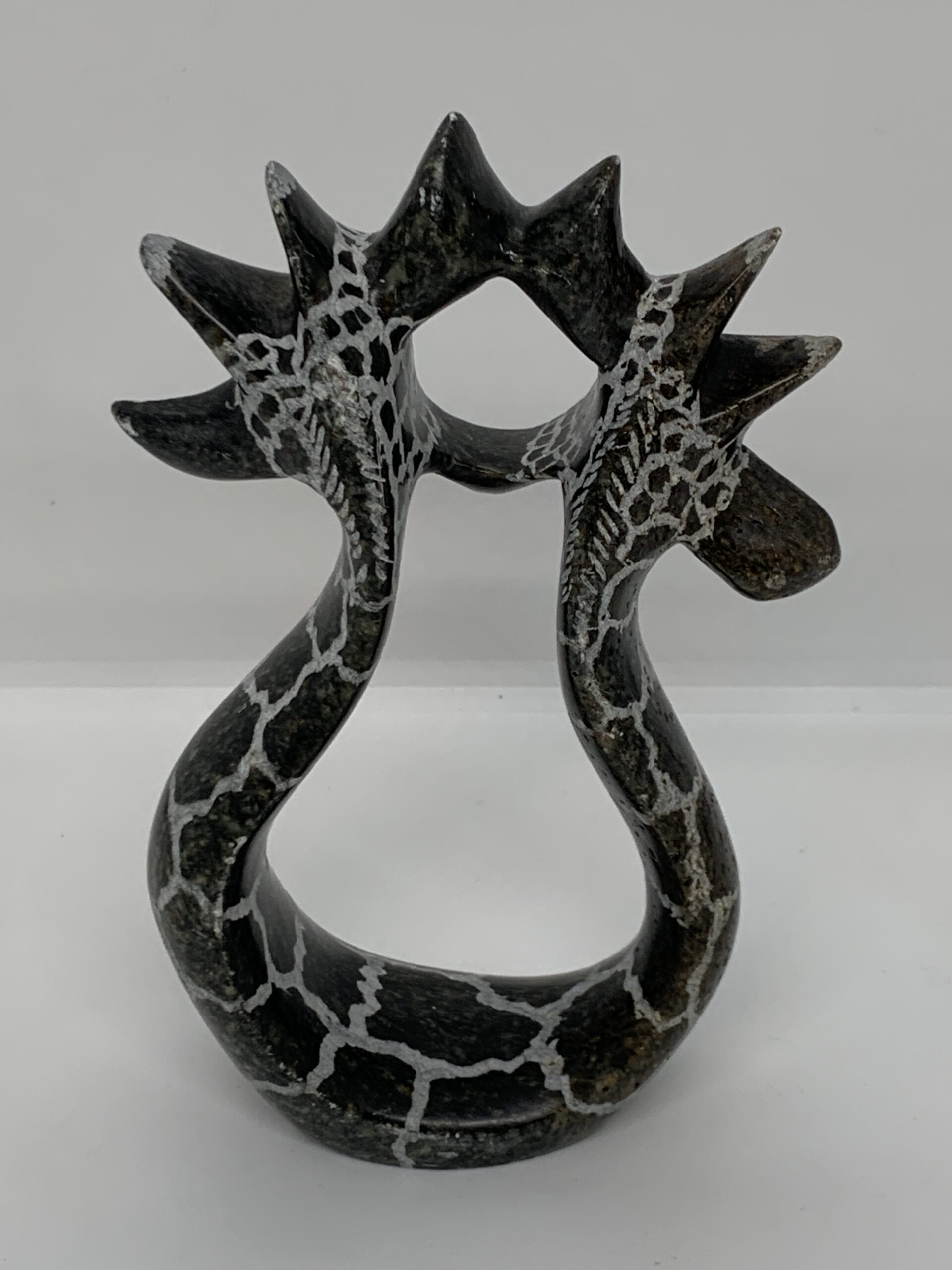 Entwined Giraffe Kissing Stone Statue - Vintage Keepsakes