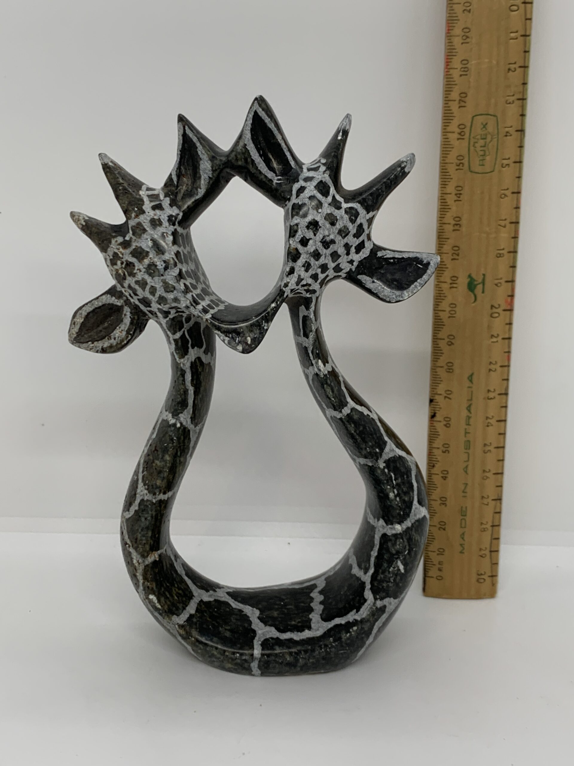 Entwined Giraffe Kissing Stone Statue - Vintage Keepsakes