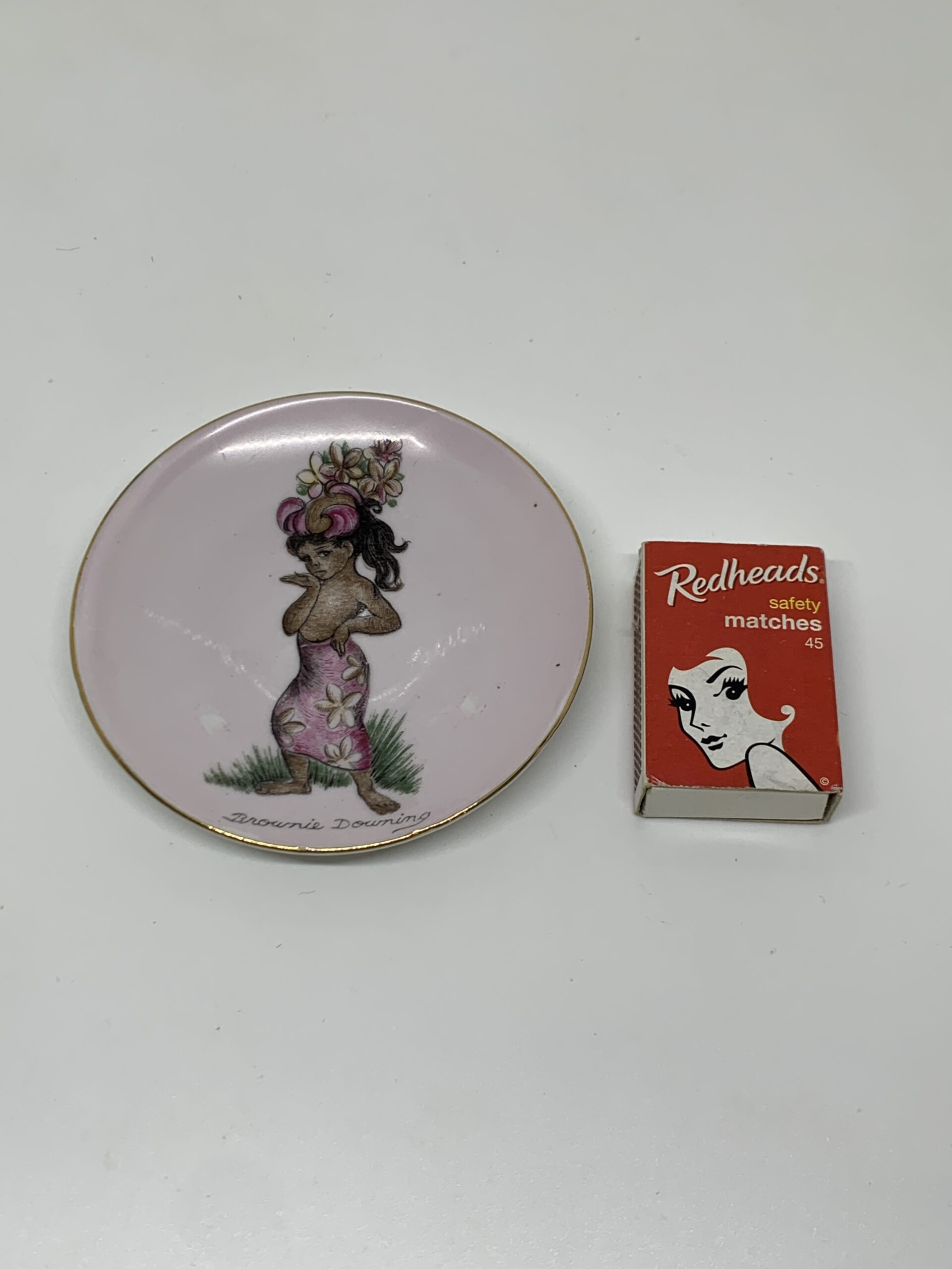 Brownie Downing Plate 10cm Dancing Girl - Vintage Keepsakes