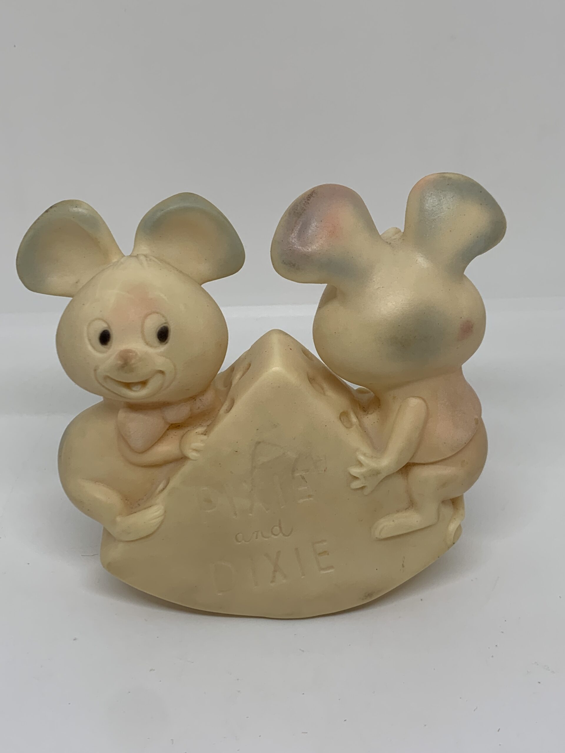 1963 Pixie and Dixie (Hanna Barbera) Squeaky Toy - Vintage Keepsakes