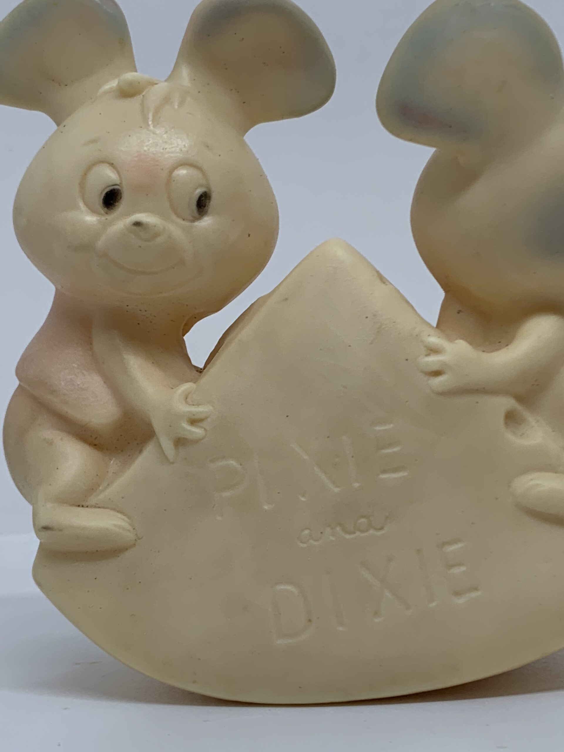 1963 Pixie and Dixie (Hanna Barbera) Squeaky Toy - Vintage Keepsakes