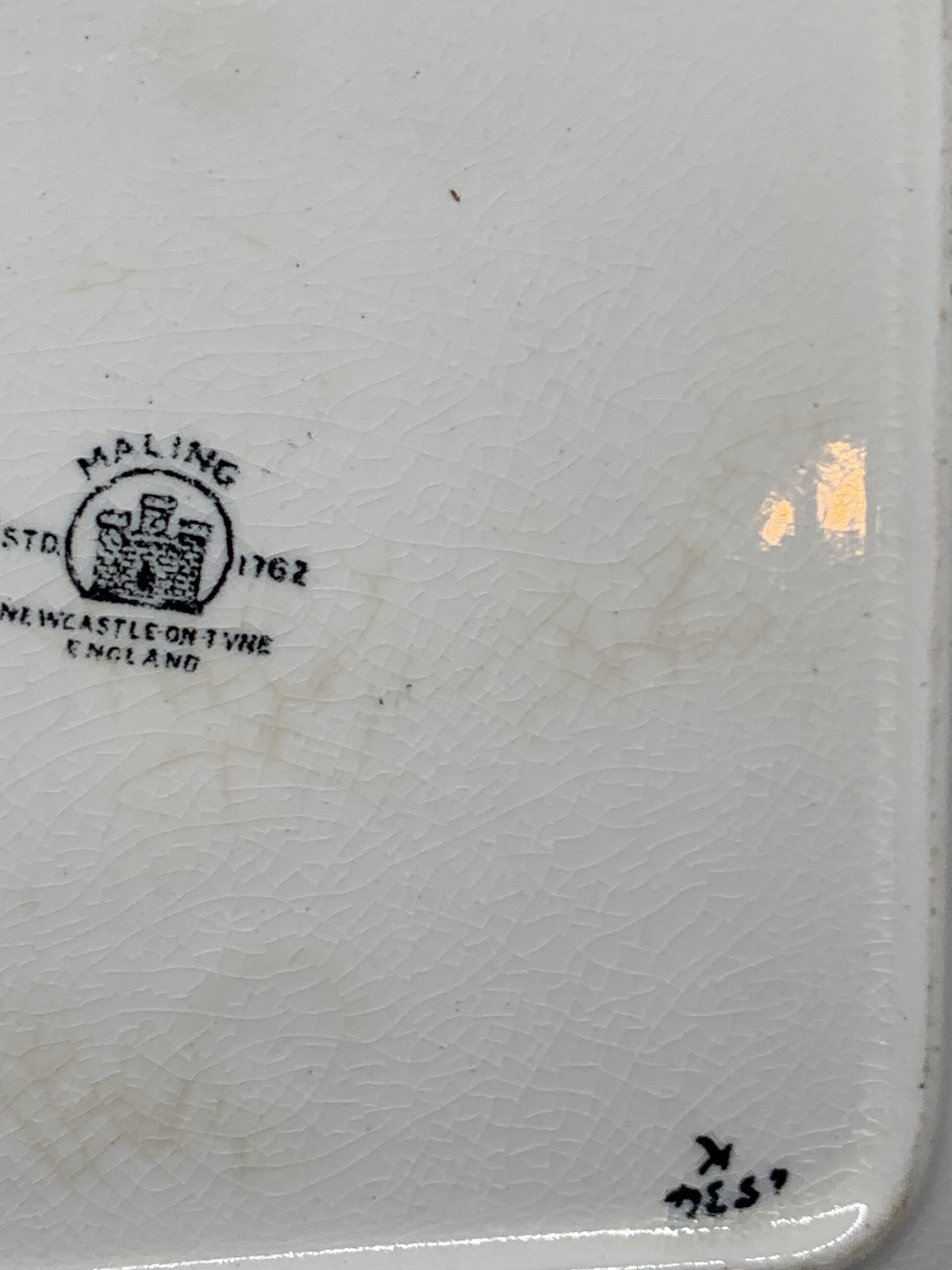 Maling Ware Plate 24cm 4534 - Vintage Keepsakes