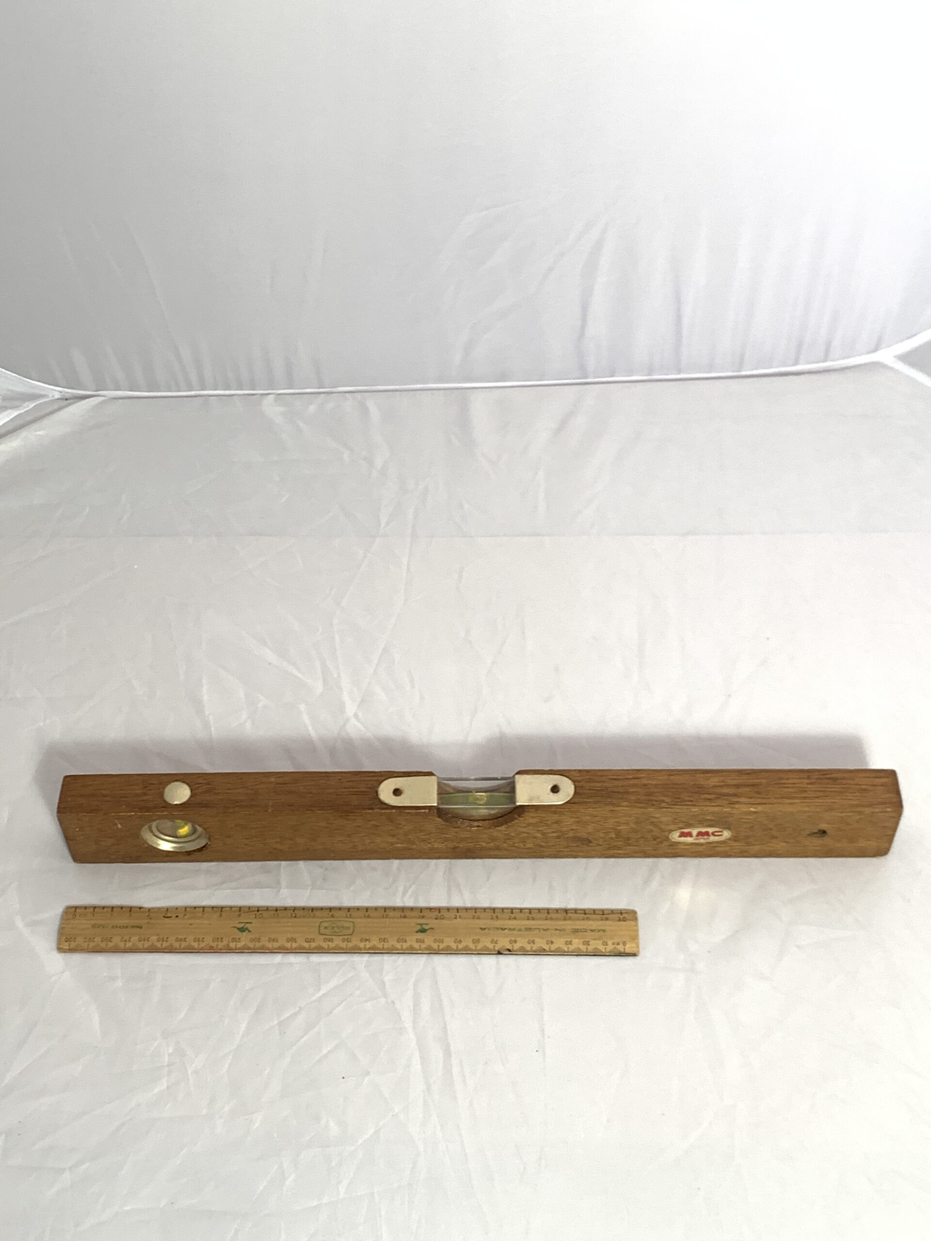 MMC Japan Wooden Spirit Level 46cm - Vintage Keepsakes
