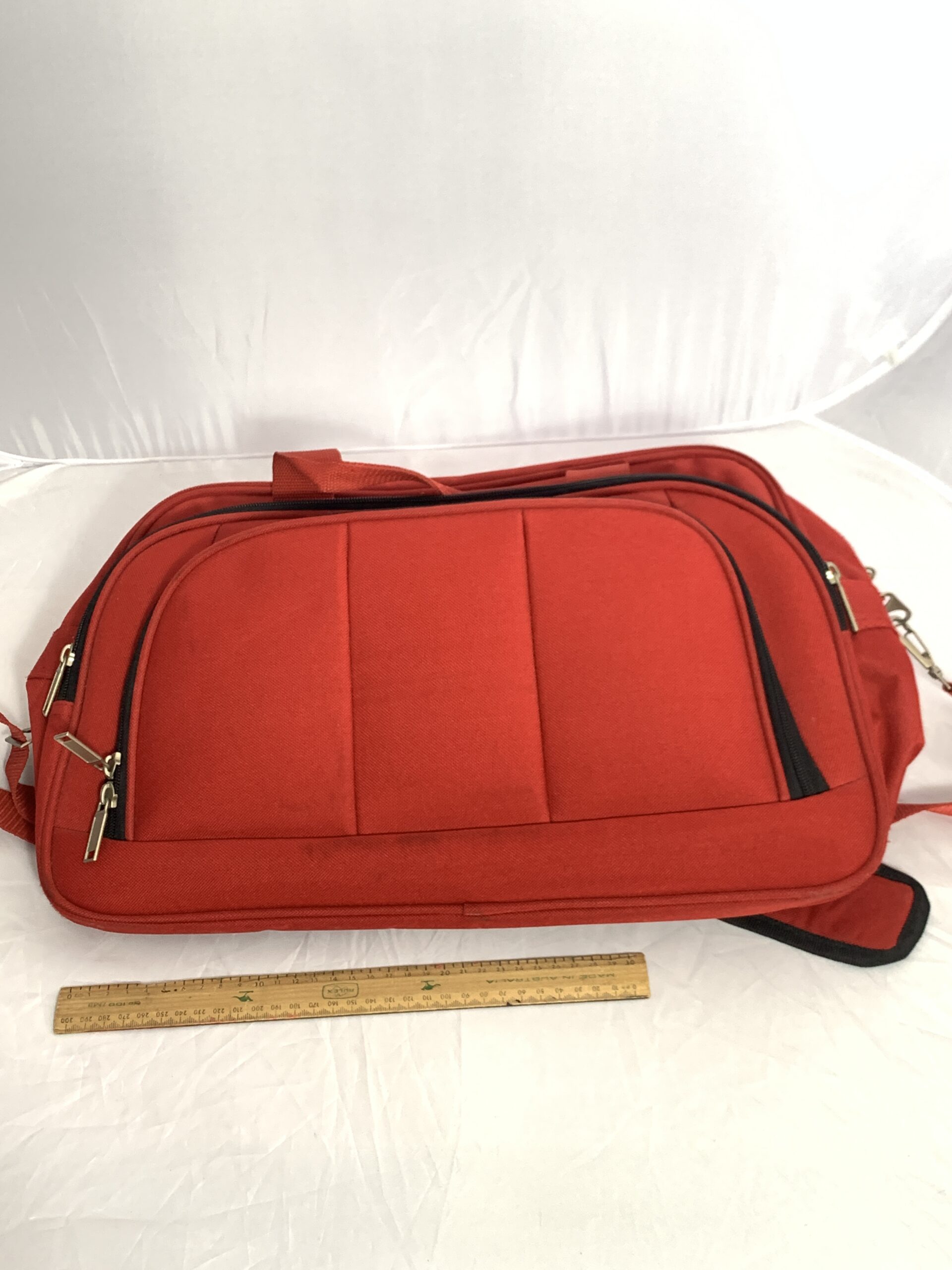 Red Carry Bag - Vintage Keepsakes