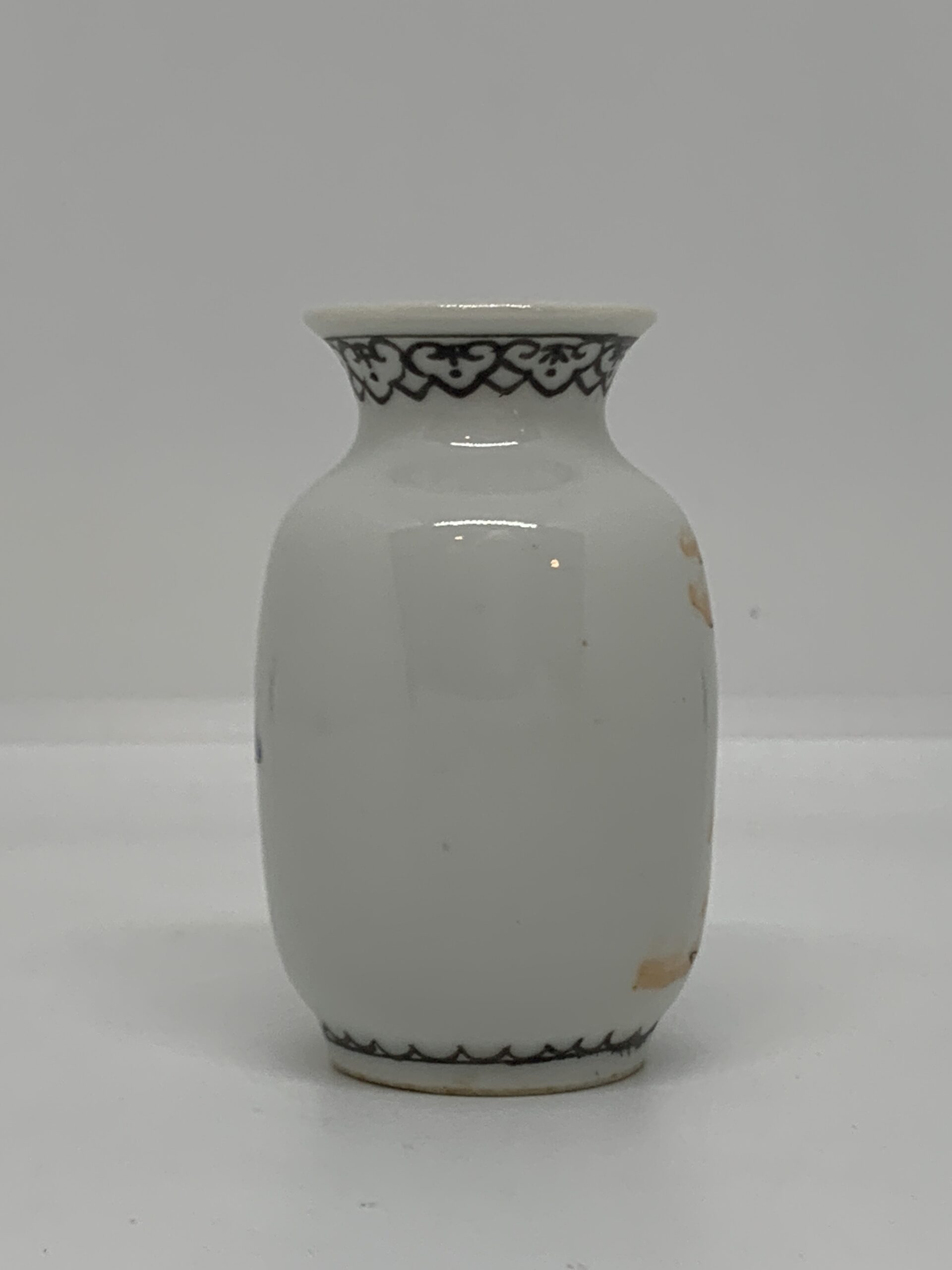 Chinese Hand Painted Miniature vase 7cm - Vintage Keepsakes