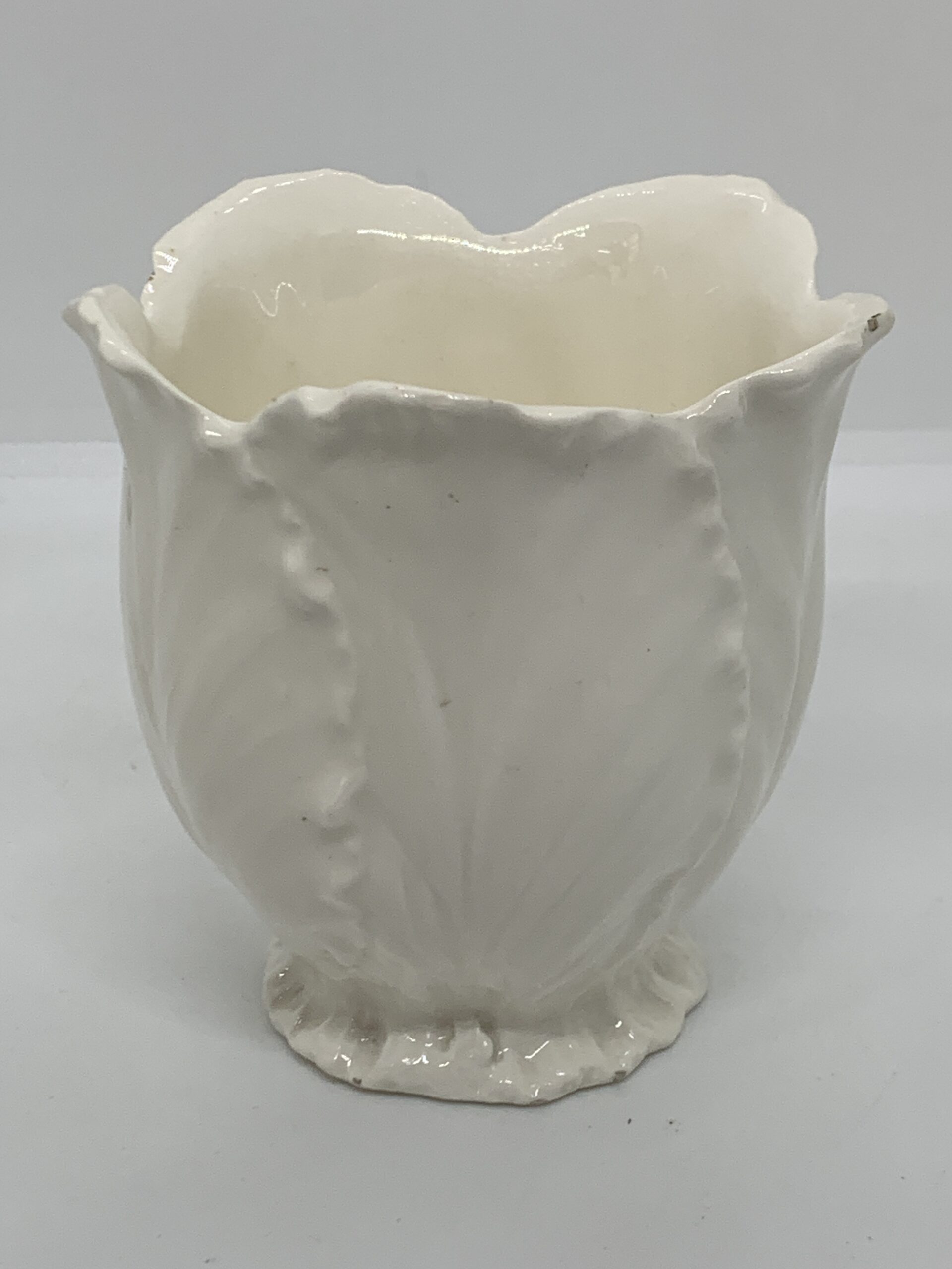 Vintage White Cabbage Leaf Vase approx 11cm high - stamped to base ...