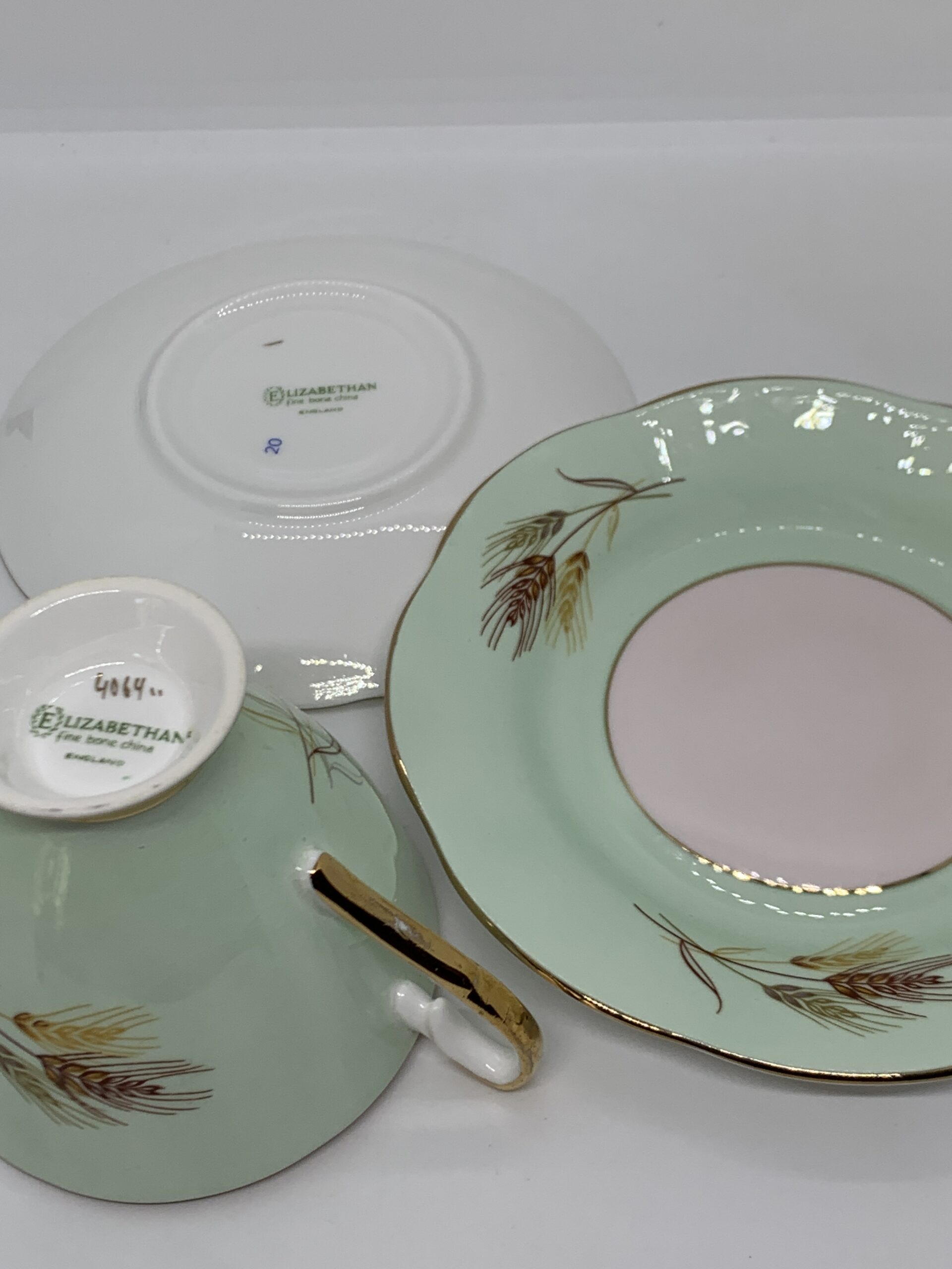 Elizabethan Fine Bone China Green Wheat pattern Trio - Vintage Keepsakes