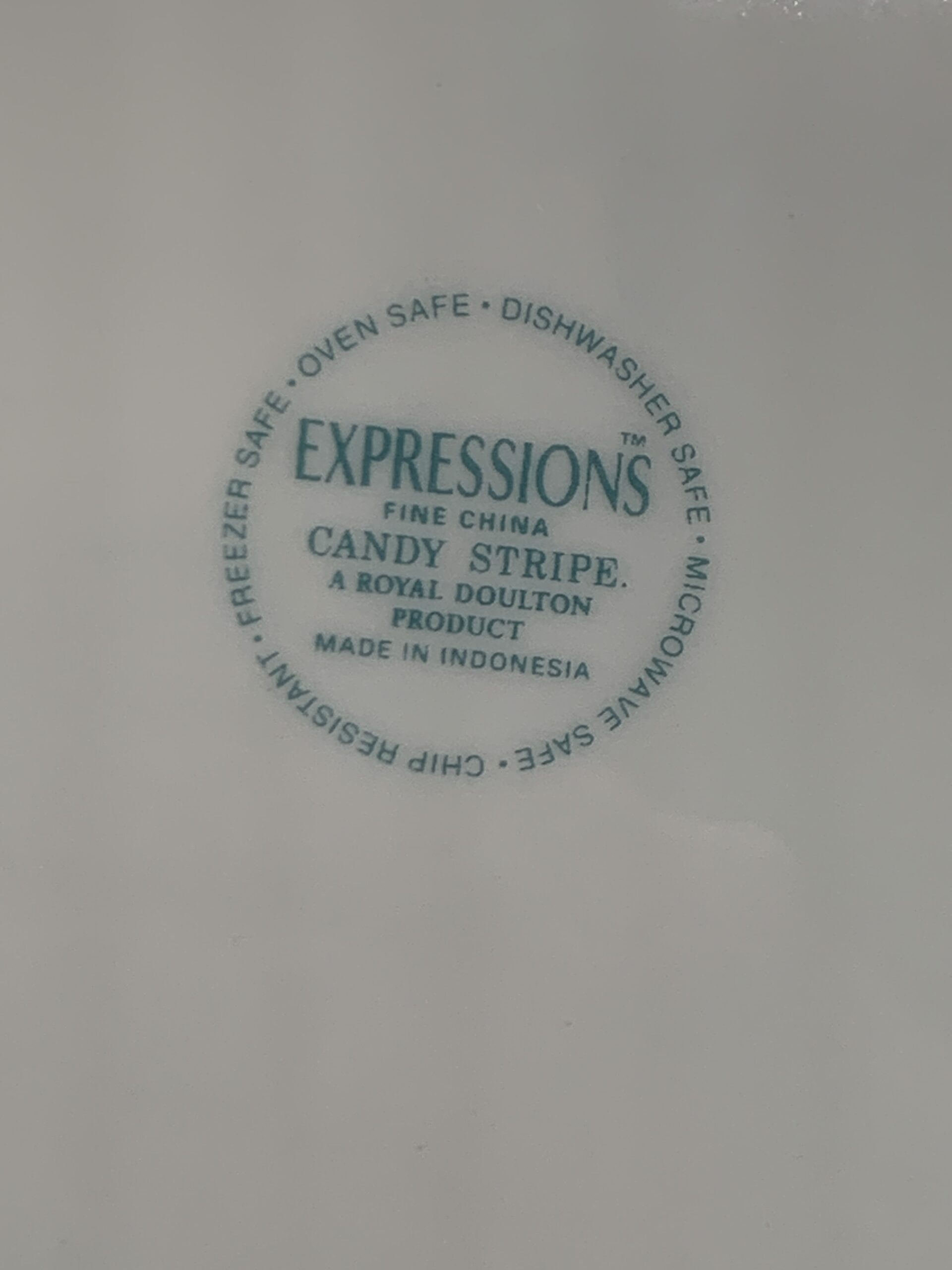 Royal Doulton Expressions Candy Stripe Pattern Fine China 26cm Plate ...