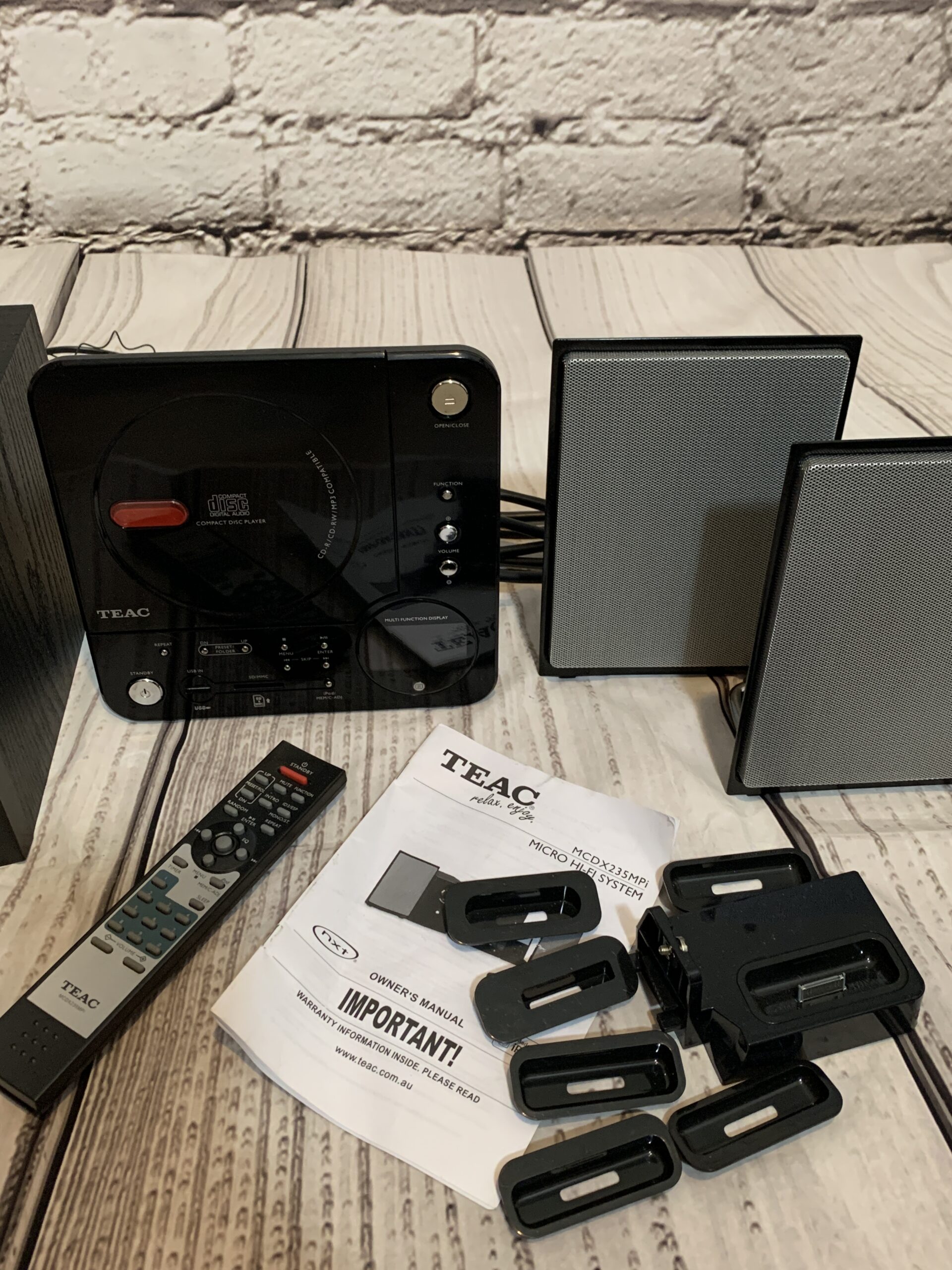 Teac MCDX235MPi Micro Hifi System complete (with manual and remote ...