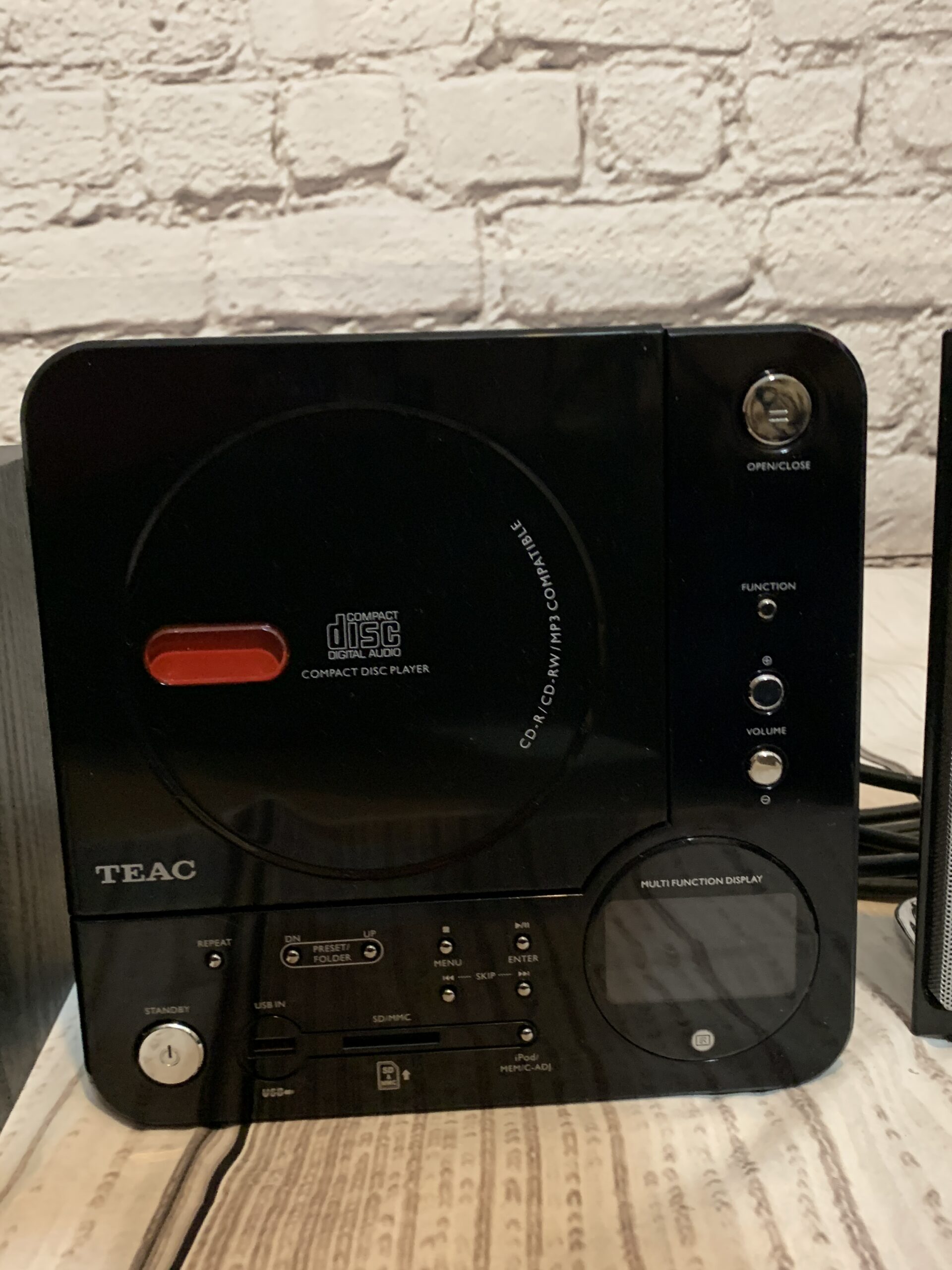 Teac MCDX235MPi Micro Hifi System complete (with manual and remote ...