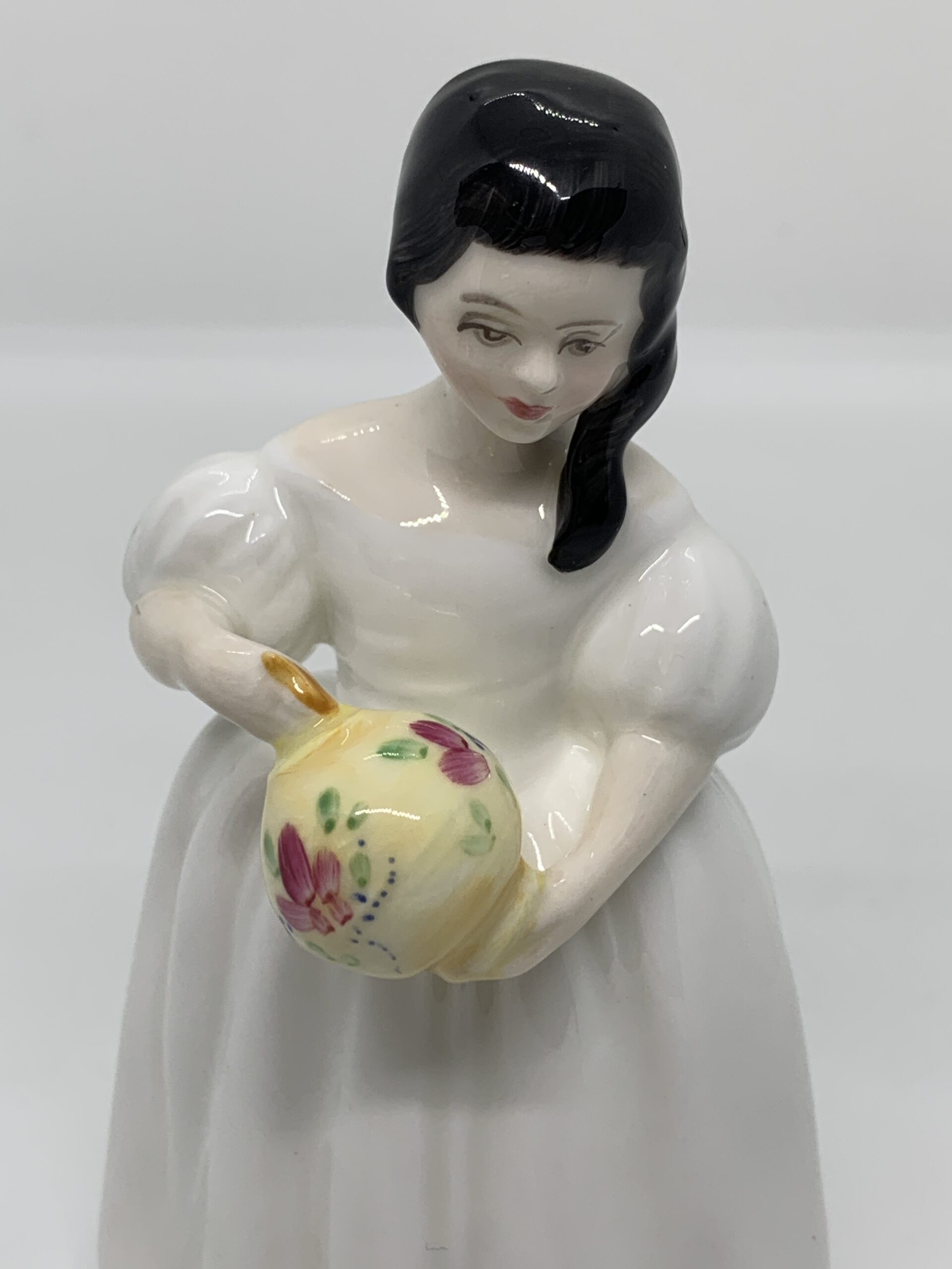 Royal Doulton Mandy Figurine - HN2476 - 13cm - Vintage Keepsakes