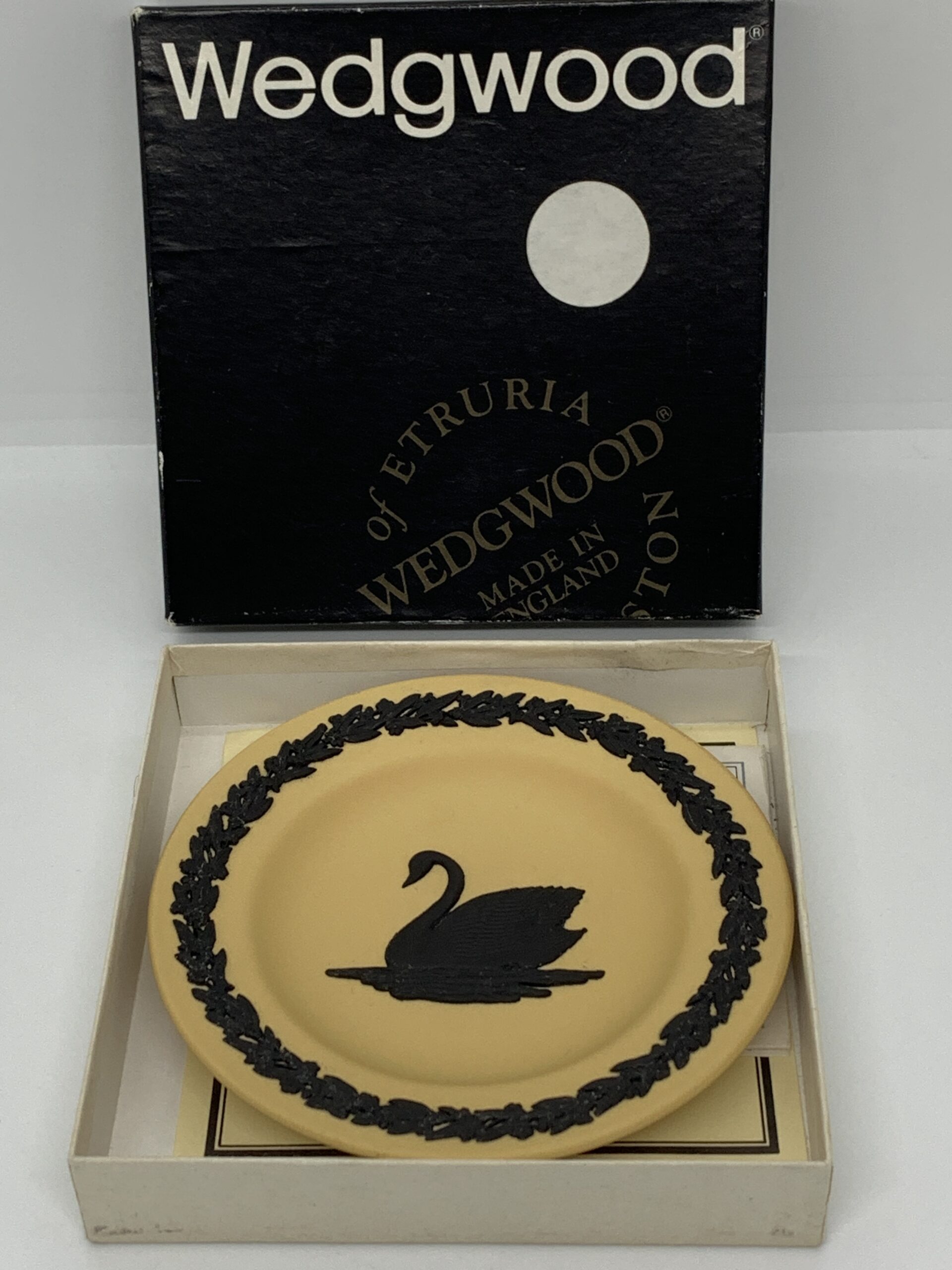 Wedgwood Black on Cane Swan Miniature Plate 11cm Boxed - Vintage Keepsakes