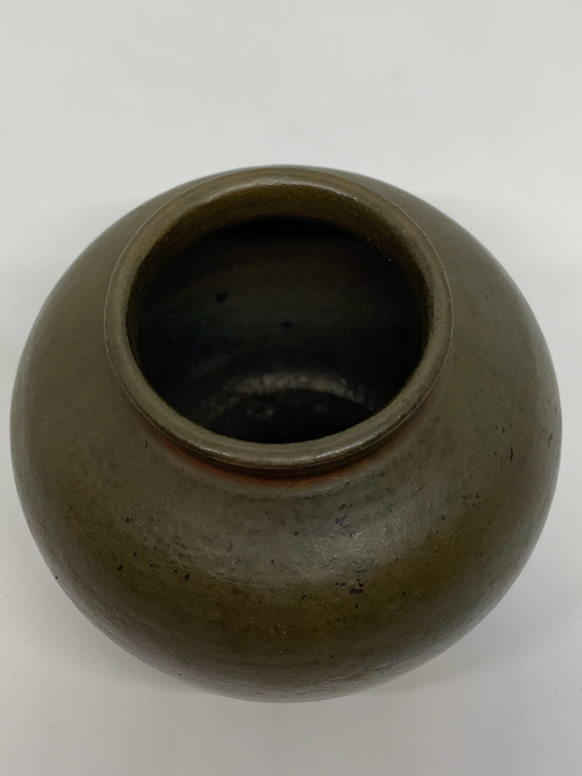 Fran Kernich Bulbous Raku Pottery Vase 12cm (incised signature to base ...
