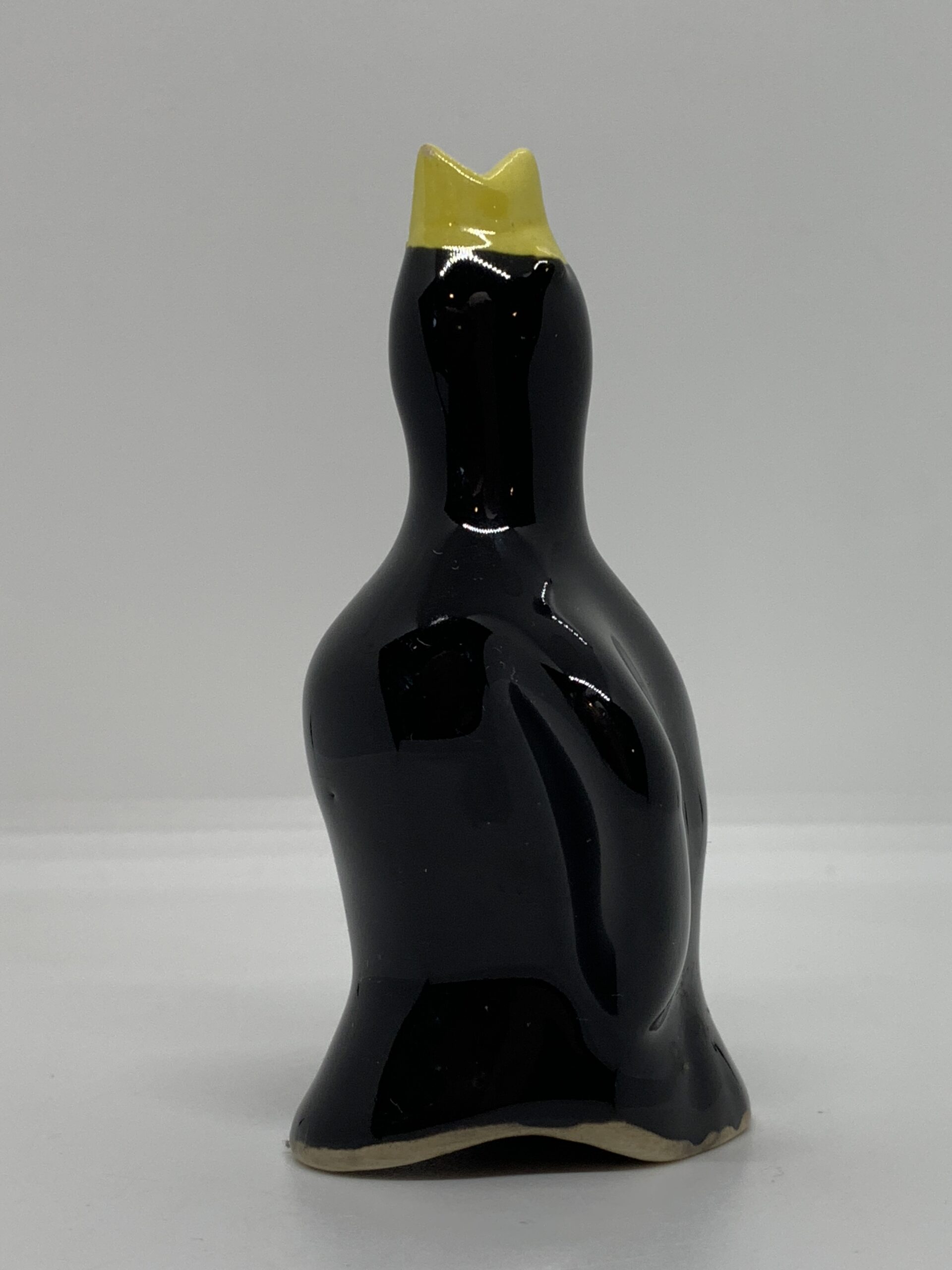 Ceramic Blackbird Pie Funnel Vent - Vintage Keepsakes