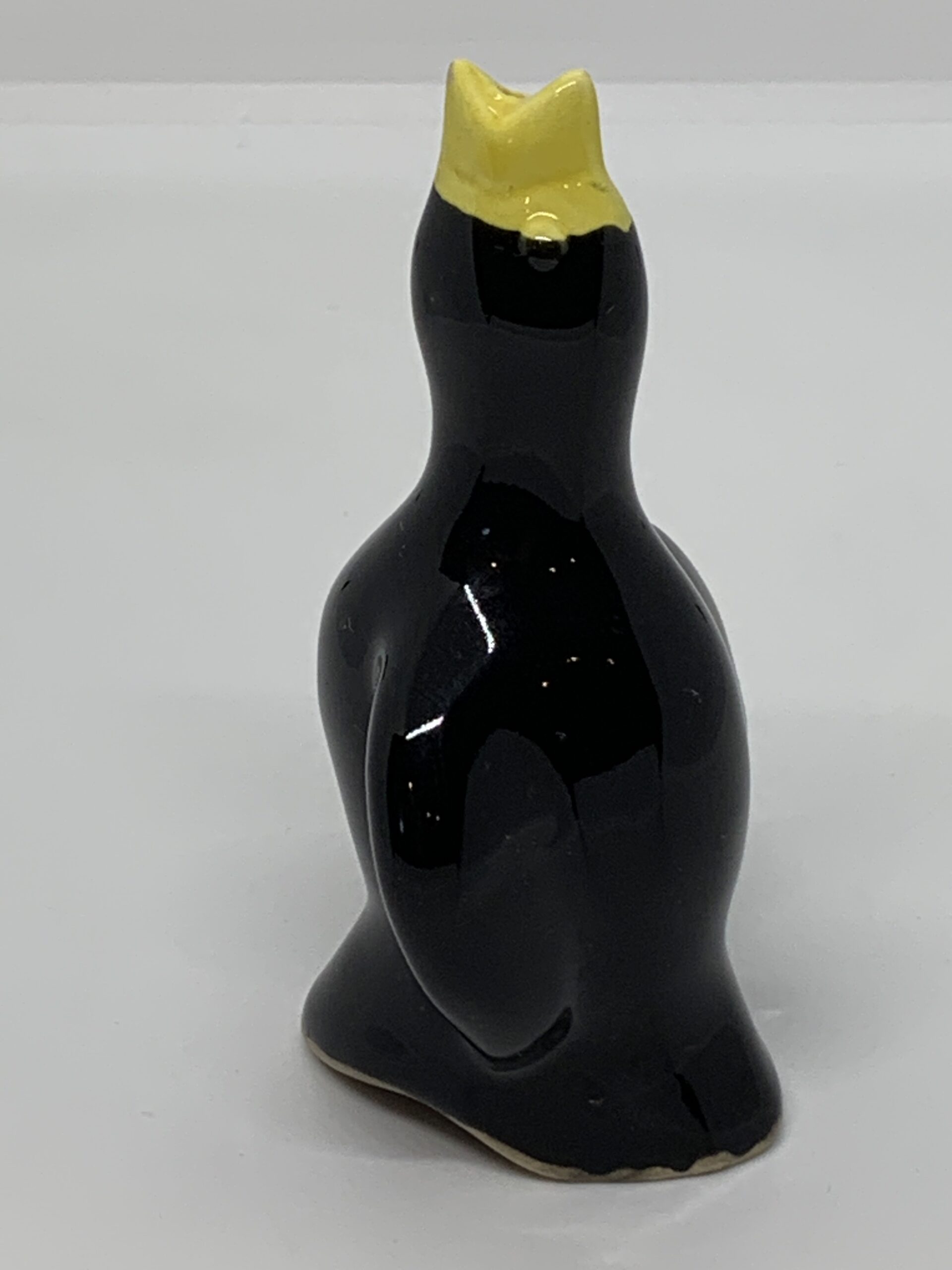 Ceramic Blackbird Pie Funnel Vent - Vintage Keepsakes