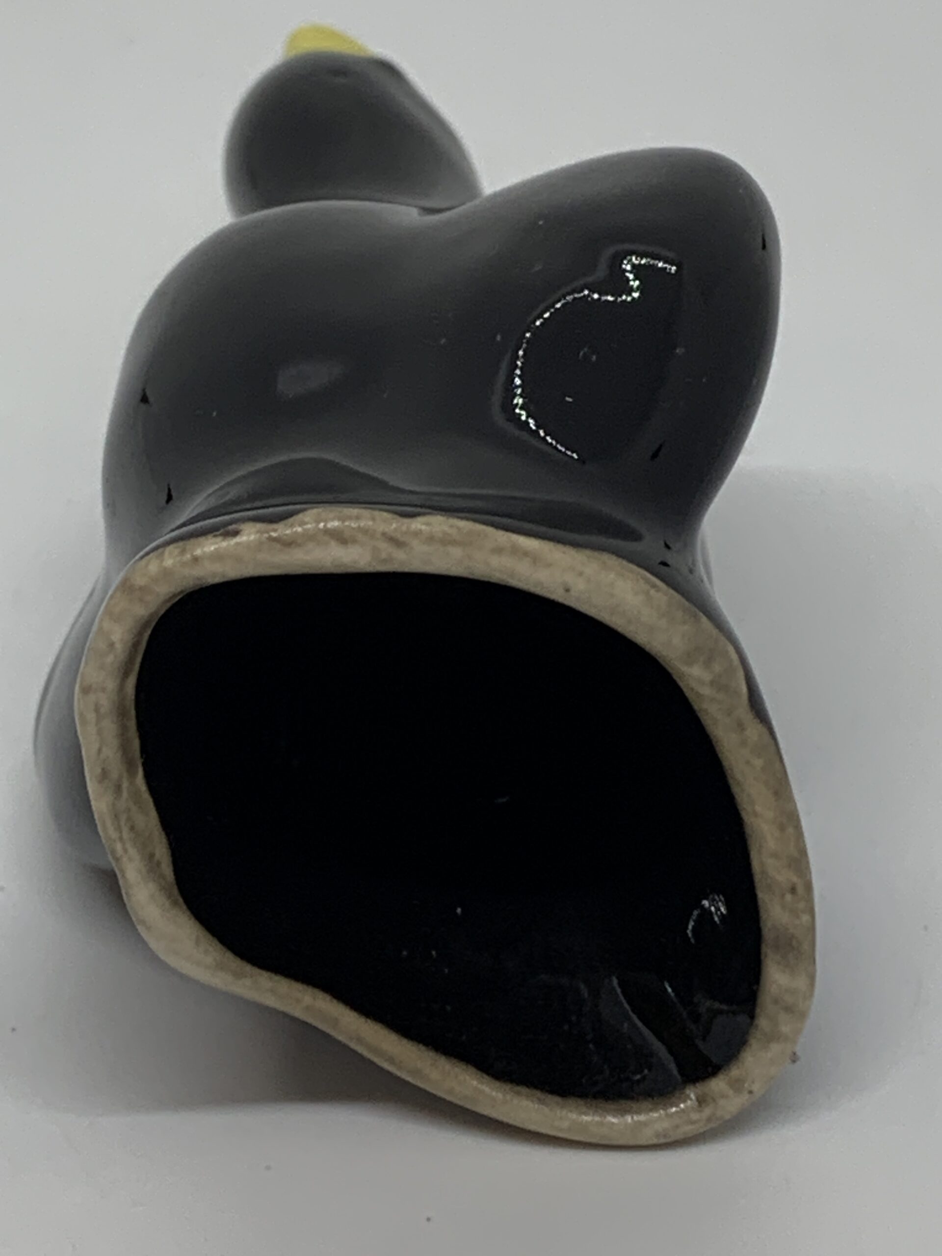 Ceramic Blackbird Pie Funnel Vent - Vintage Keepsakes