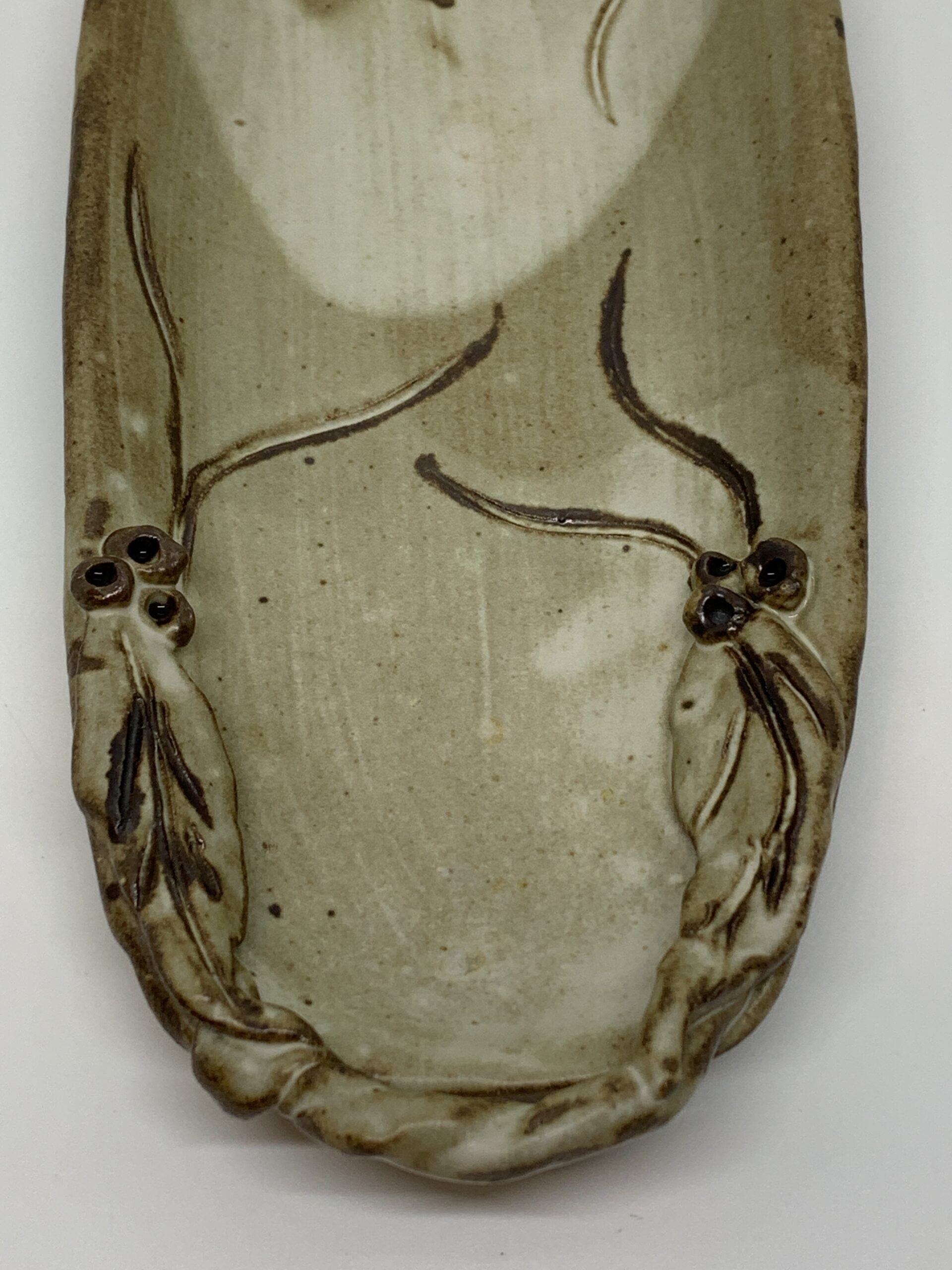 Pottery Tray Gumnut Design (35cm long) - Vintage Keepsakes