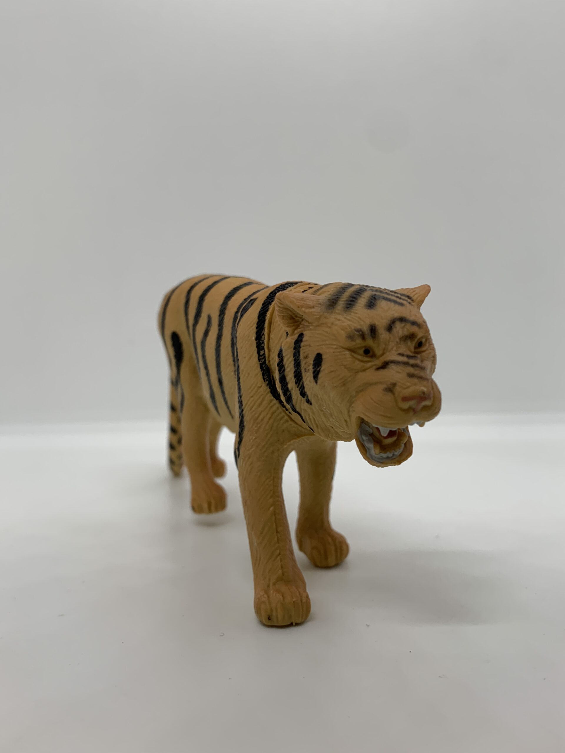 Plastic Animal Tiger 7cm high - Vintage Keepsakes