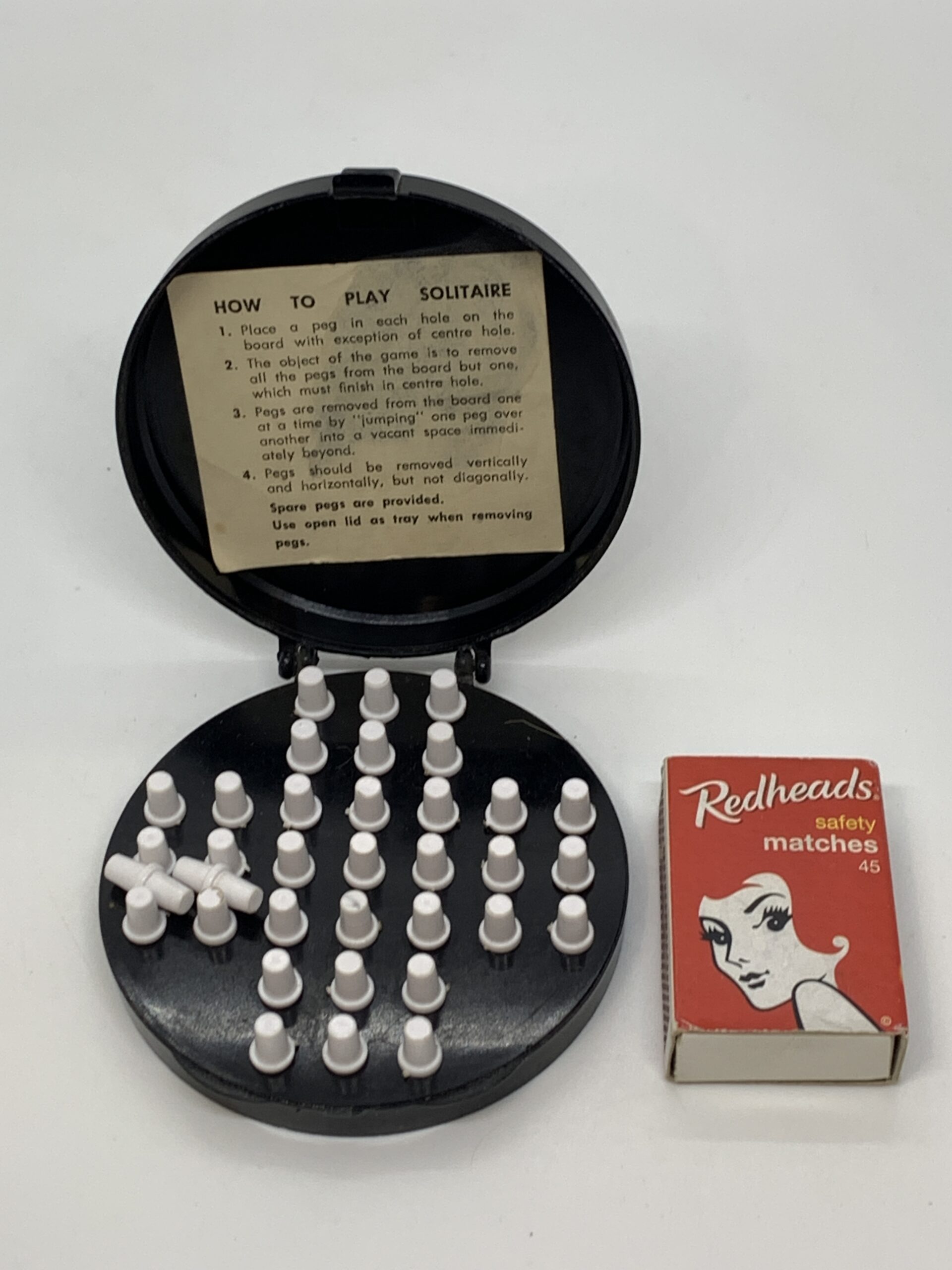 Pocket Solitaire by Gay in Travel Set - Plastic - Vintage Keepsakes