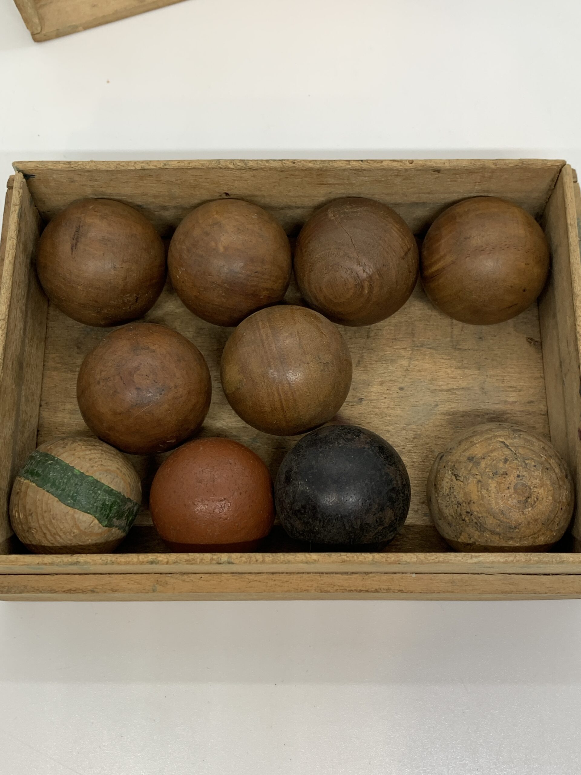 Set of Wooden Bobs Balls in Wooden Box - Vintage Keepsakes