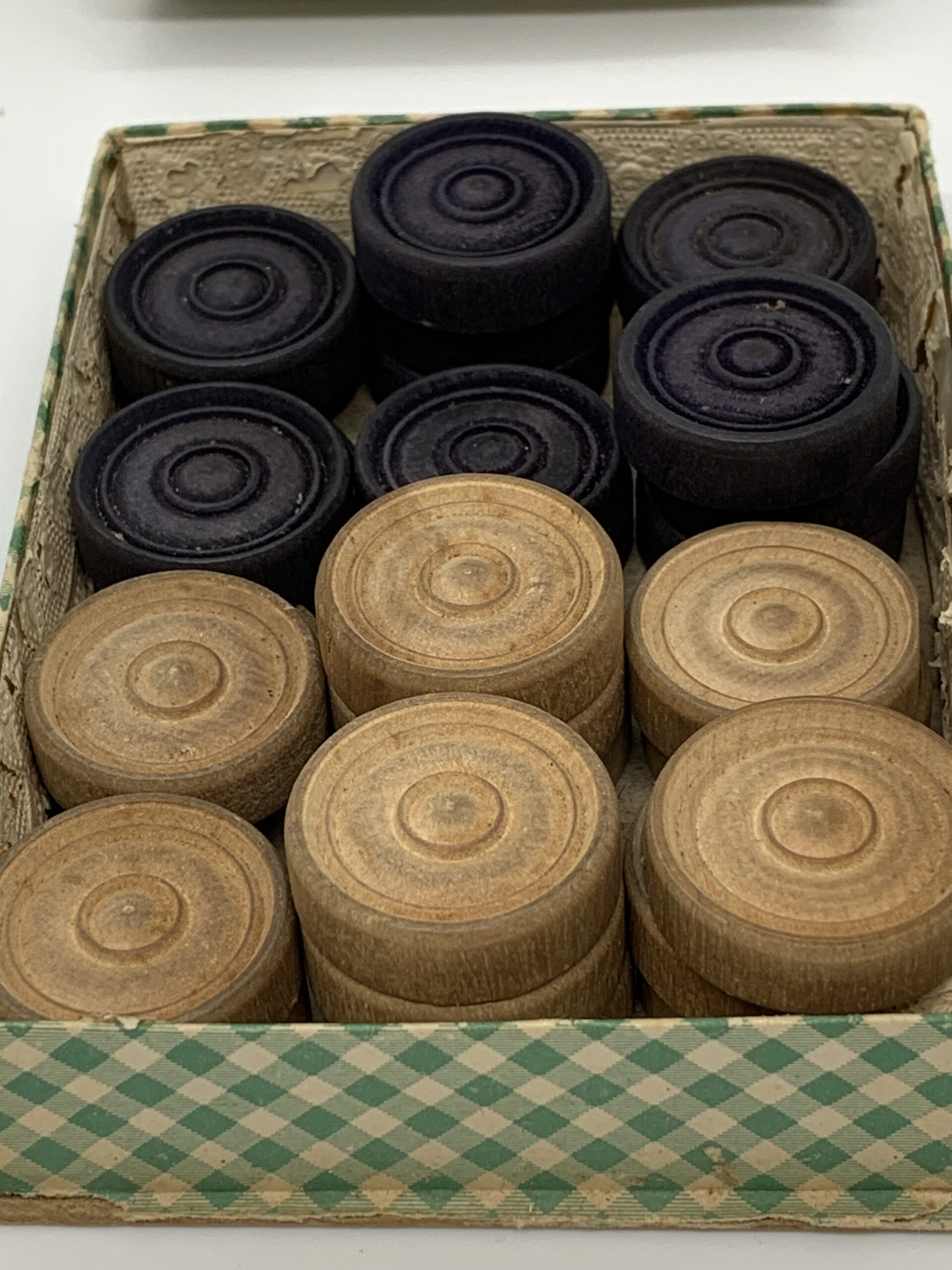 Box of Wooden Checkers Pieces in box with Pretty Maiden - Vintage Keepsakes