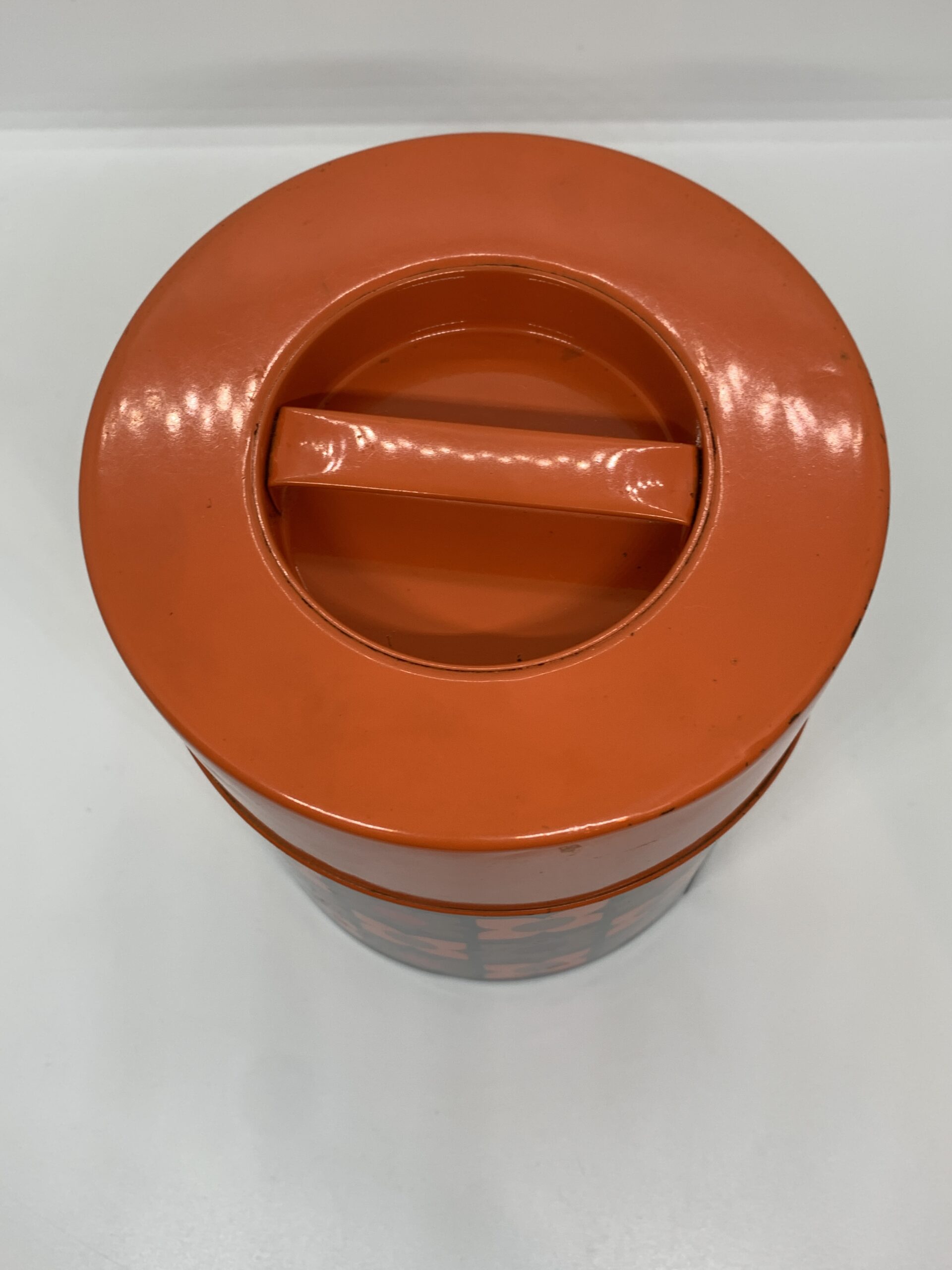 Japanese Retro Metal Cannister 15cm - Vintage Keepsakes