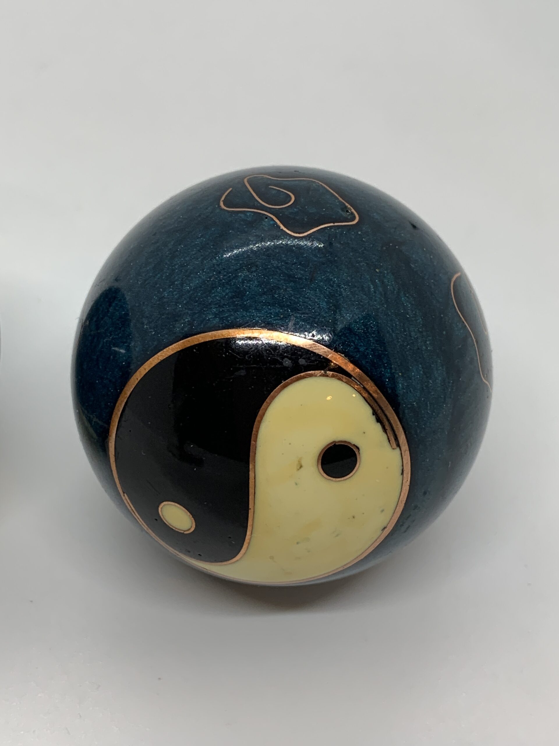 Pair of Harmony Balls 5cm - Vintage Keepsakes