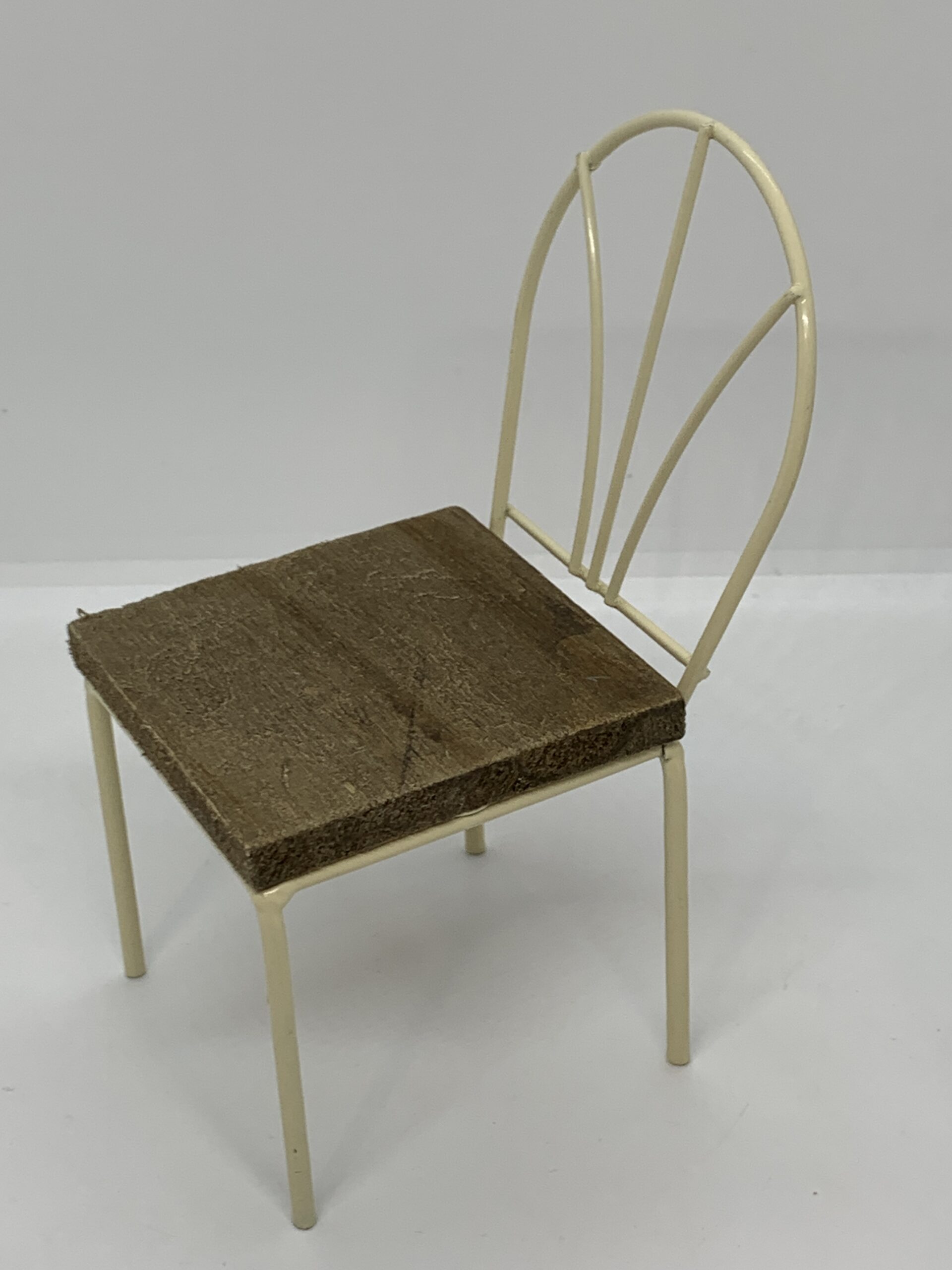 Little Metal Frame Chair 16cm - Vintage Keepsakes