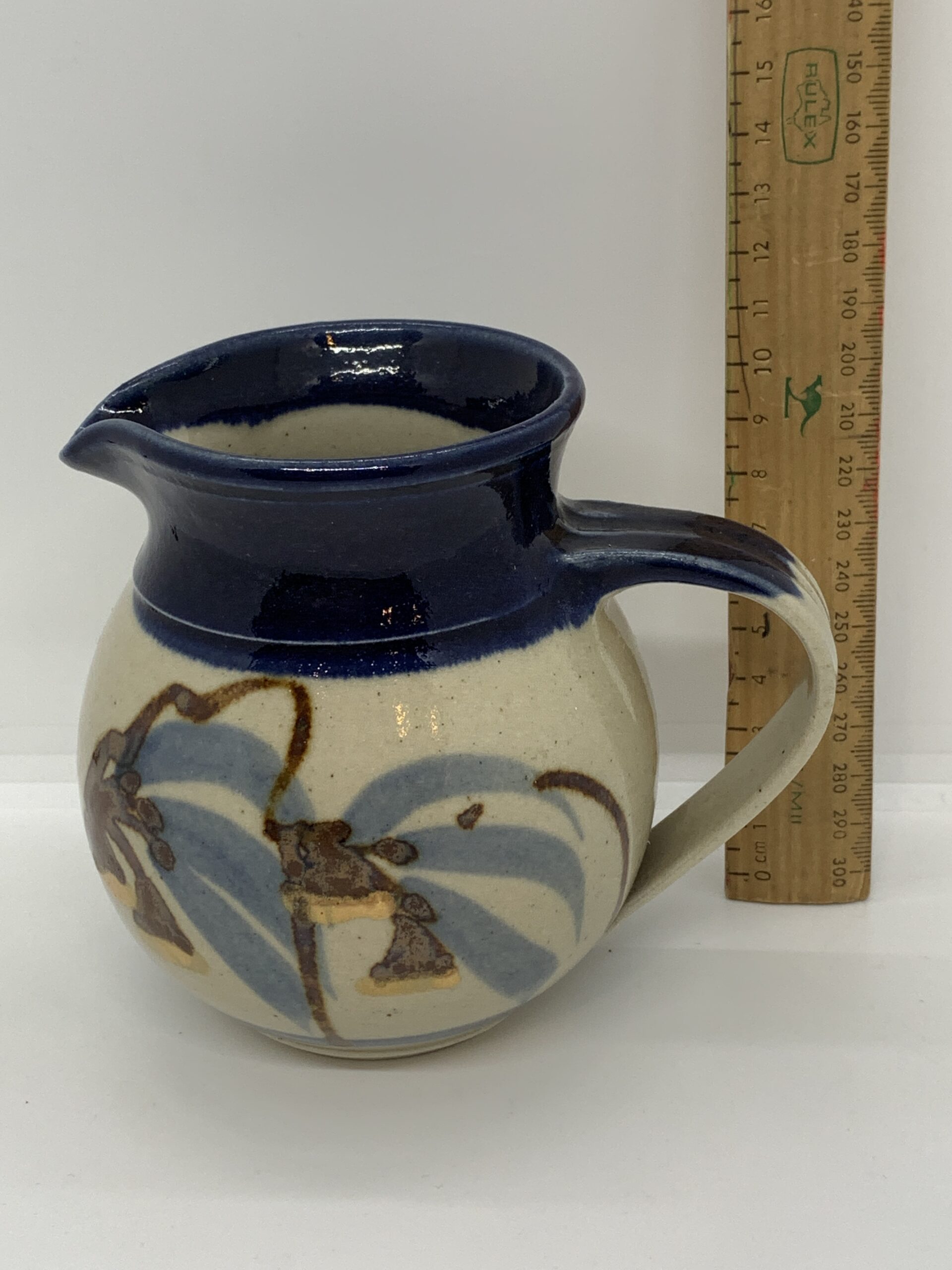 Cannie Ridge Harcourt Australian Pottery Jug (Allan Letts) 11cm high ...
