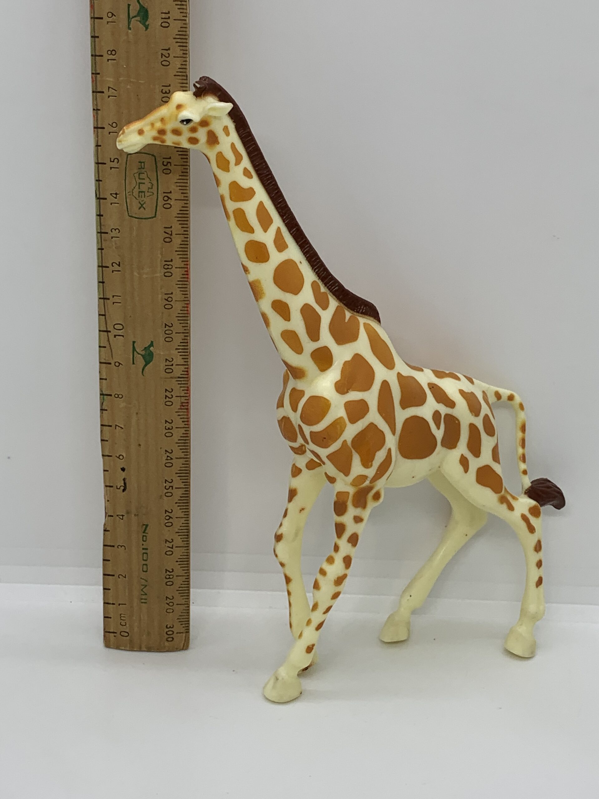 1990 Playskool Plastic Giraffe 19cm - Vintage Keepsakes