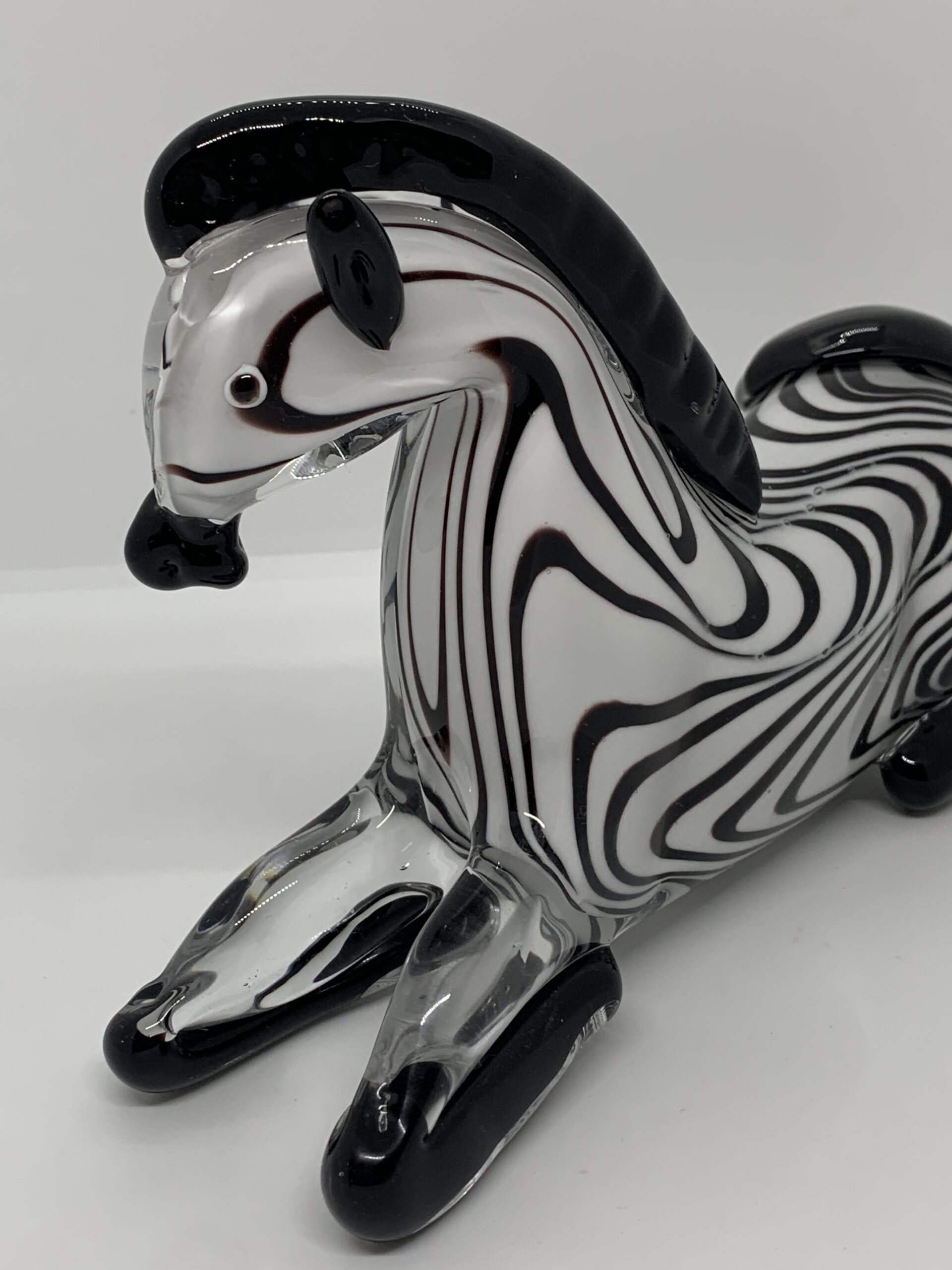 Art Glass Zebra 21cm long (sitting) - Vintage Keepsakes