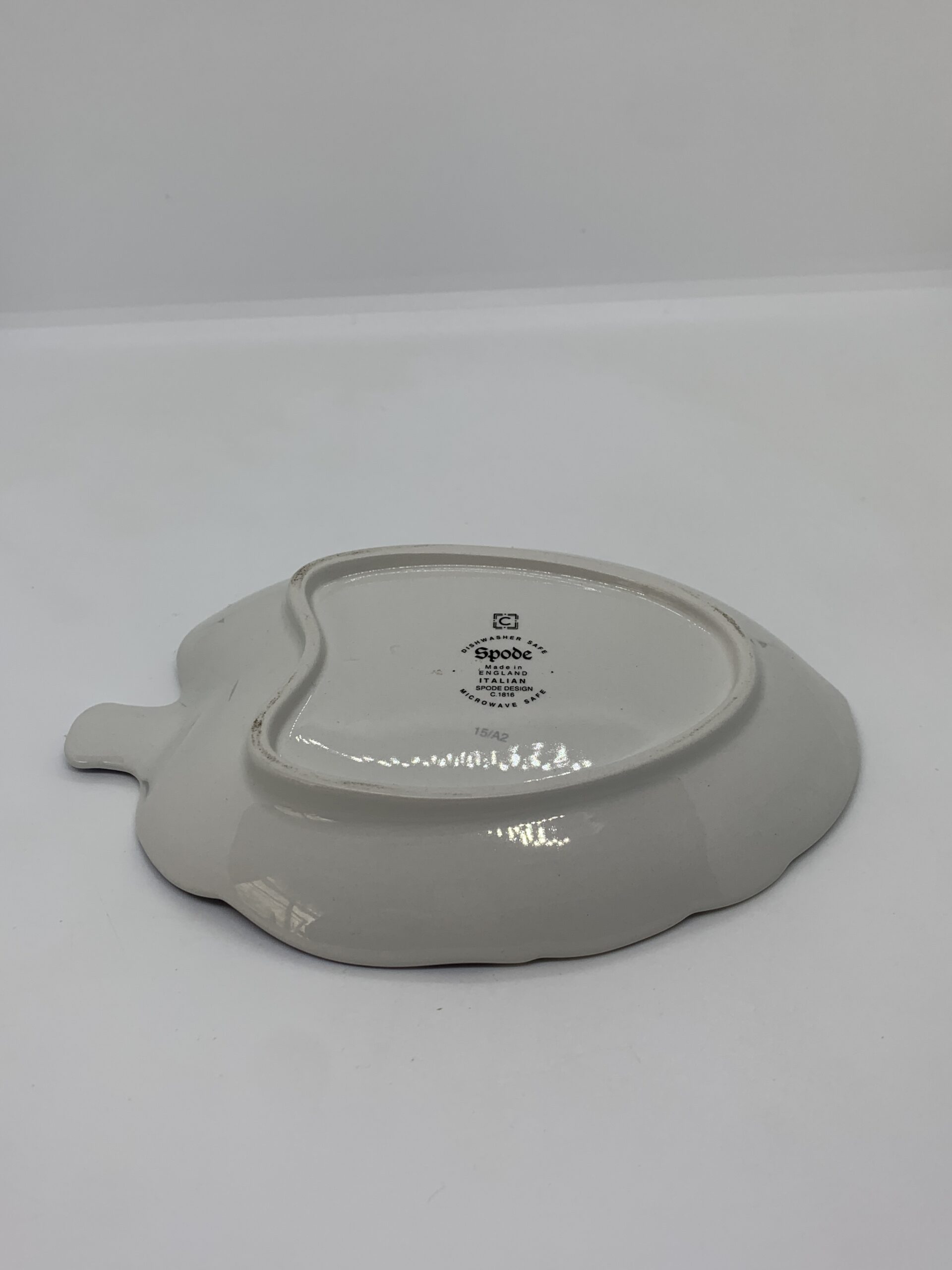 Blue and White Spode Leaf Plate 17cm - Vintage Keepsakes