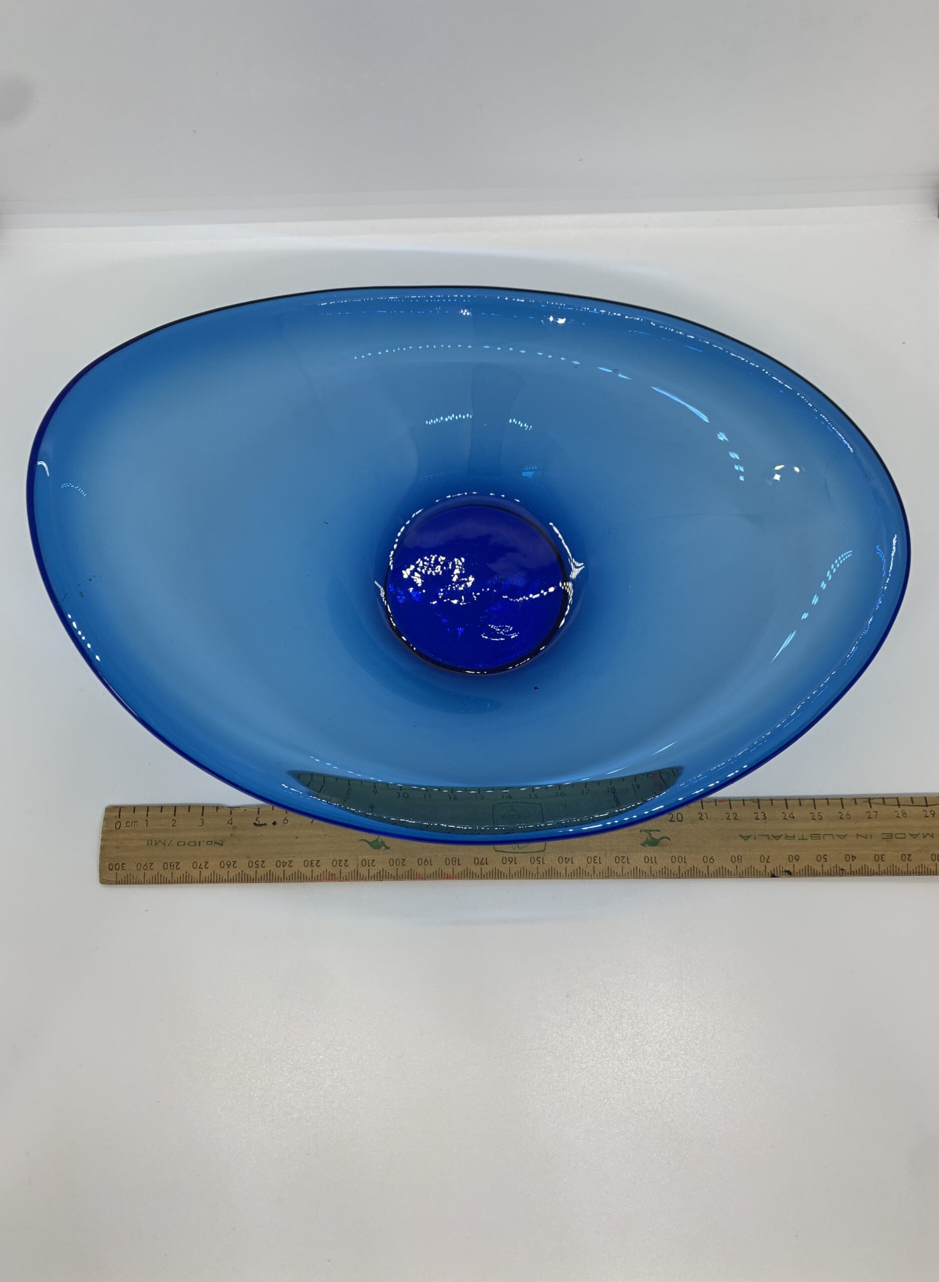 Aqua Blue Irregular Shaped Oval Dish 28cm - Vintage Keepsakes