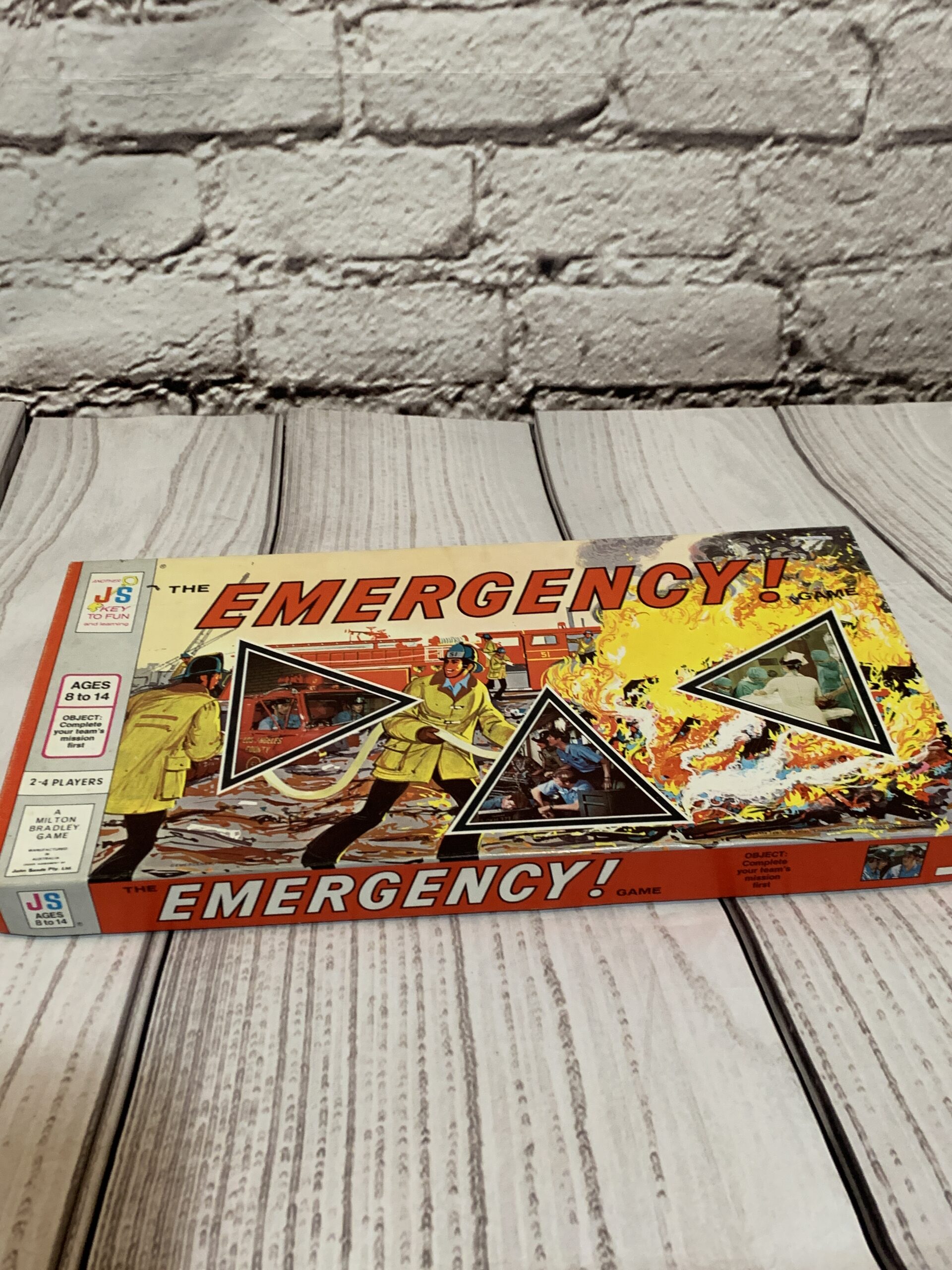 JS The Emergency Game (missing one car) - Vintage Keepsakes