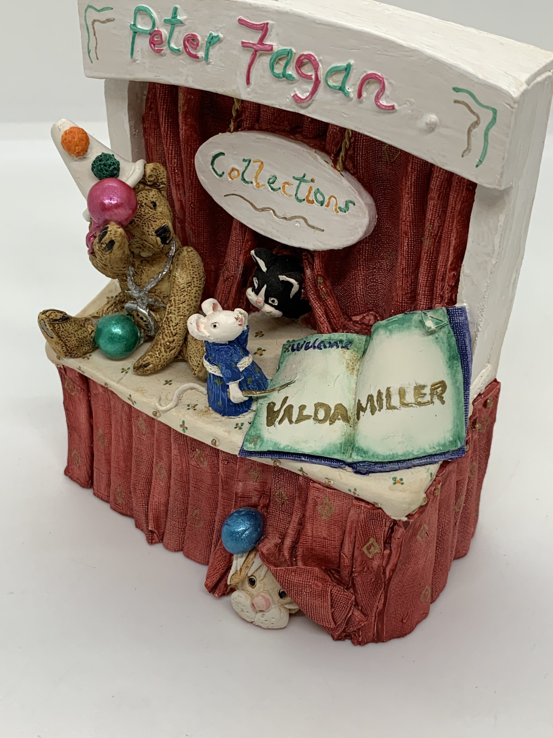 Peter Fagan Collections Welcome Night Puppet Show 11cm - Vintage Keepsakes