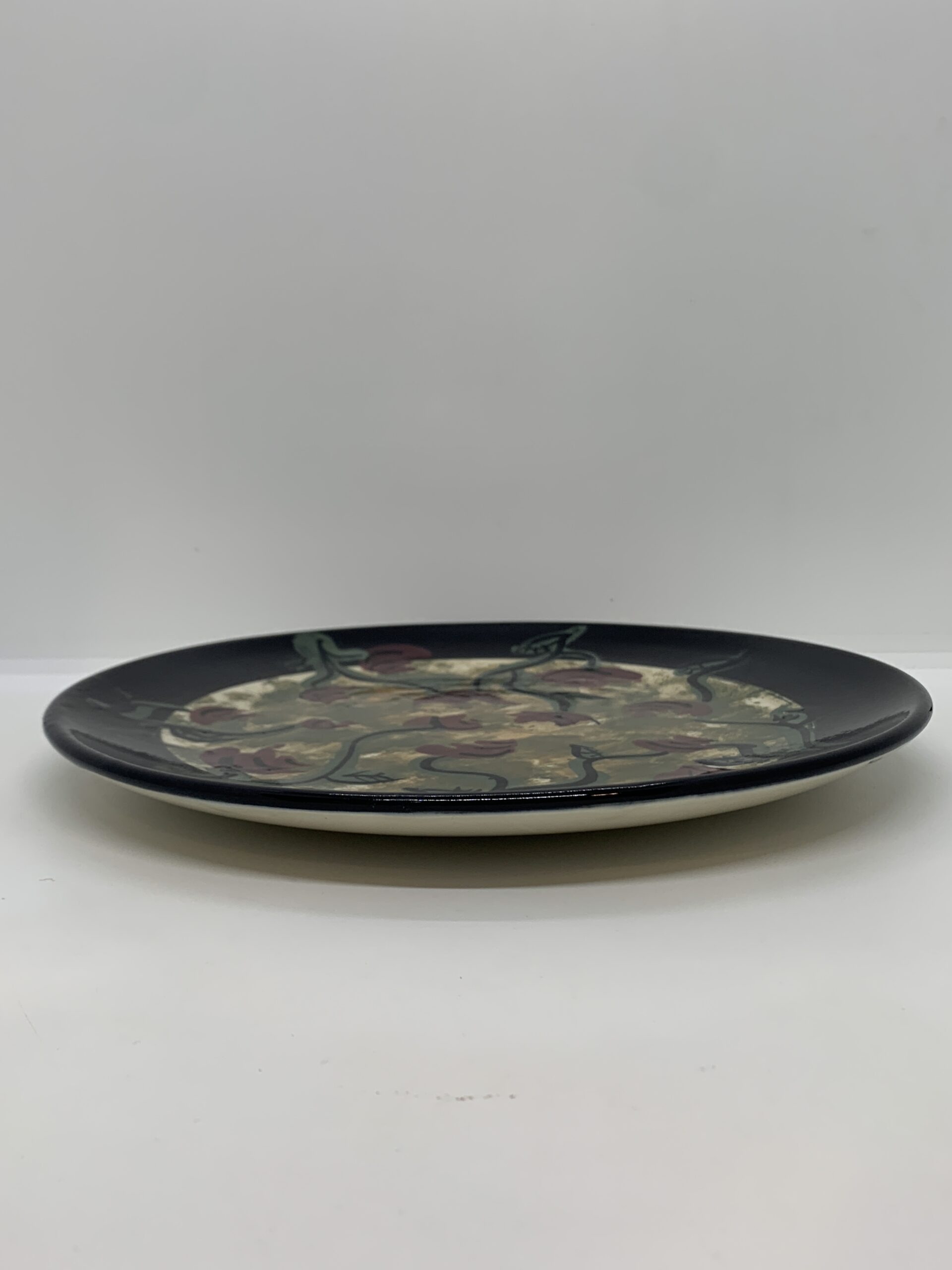 Bendigo Pottery - Darcey 2006 - 22cm Hand Painted Plate - Vintage Keepsakes