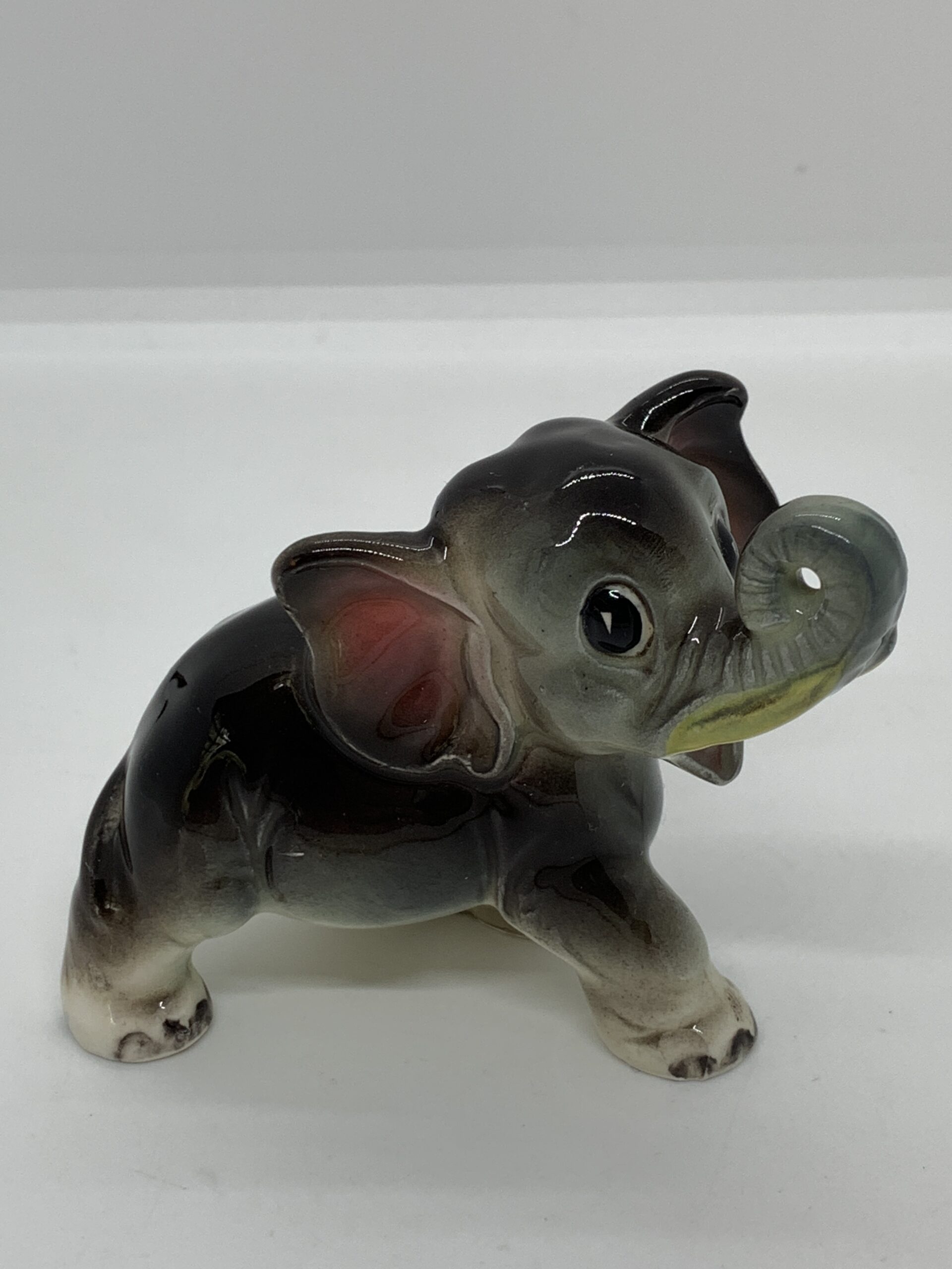 Small Ceramic Elephant 7cm - Vintage Keepsakes