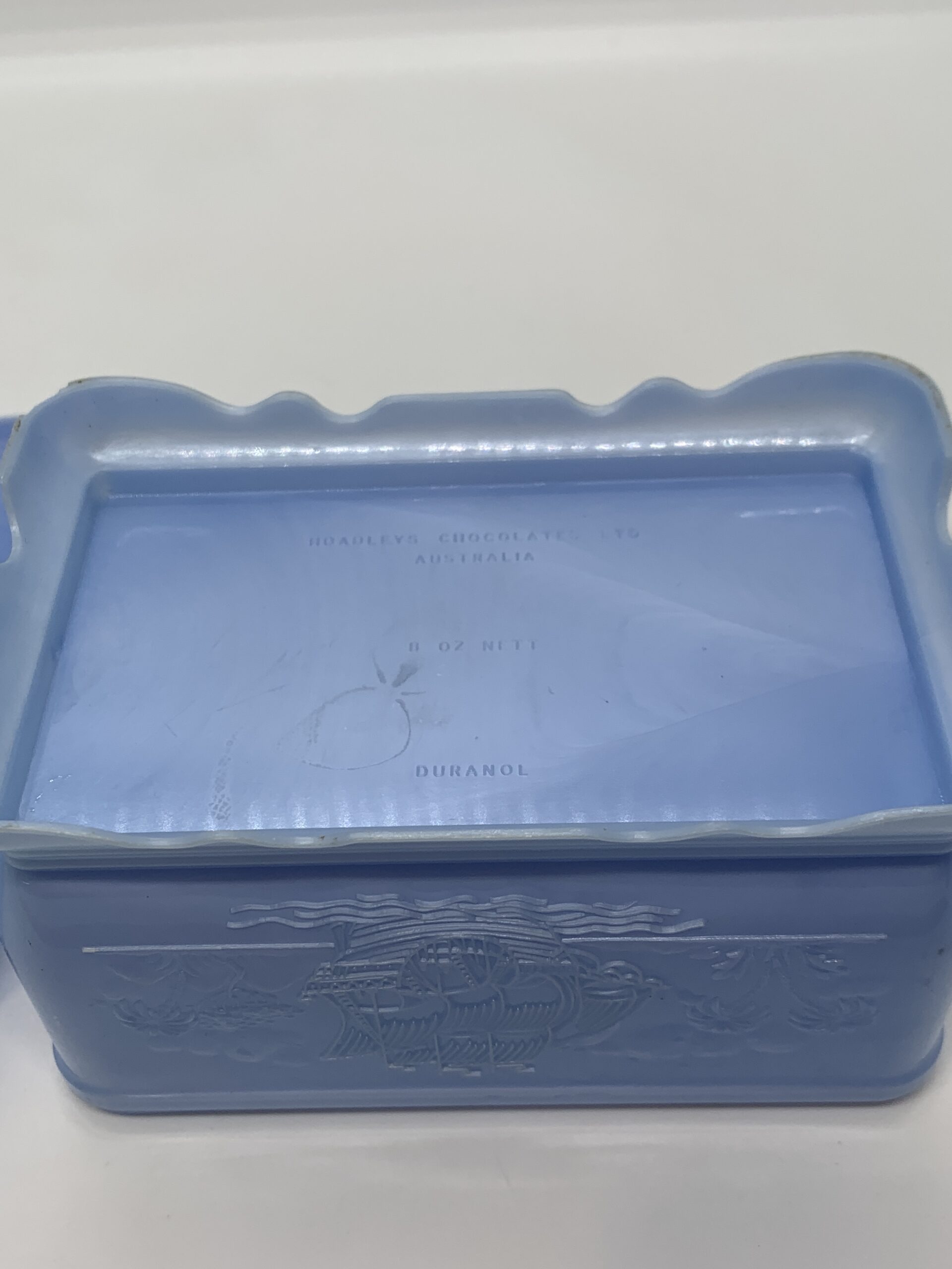 Vintage Australian Hoadleys Chocolates Plastic Blue Box 8cm high ...