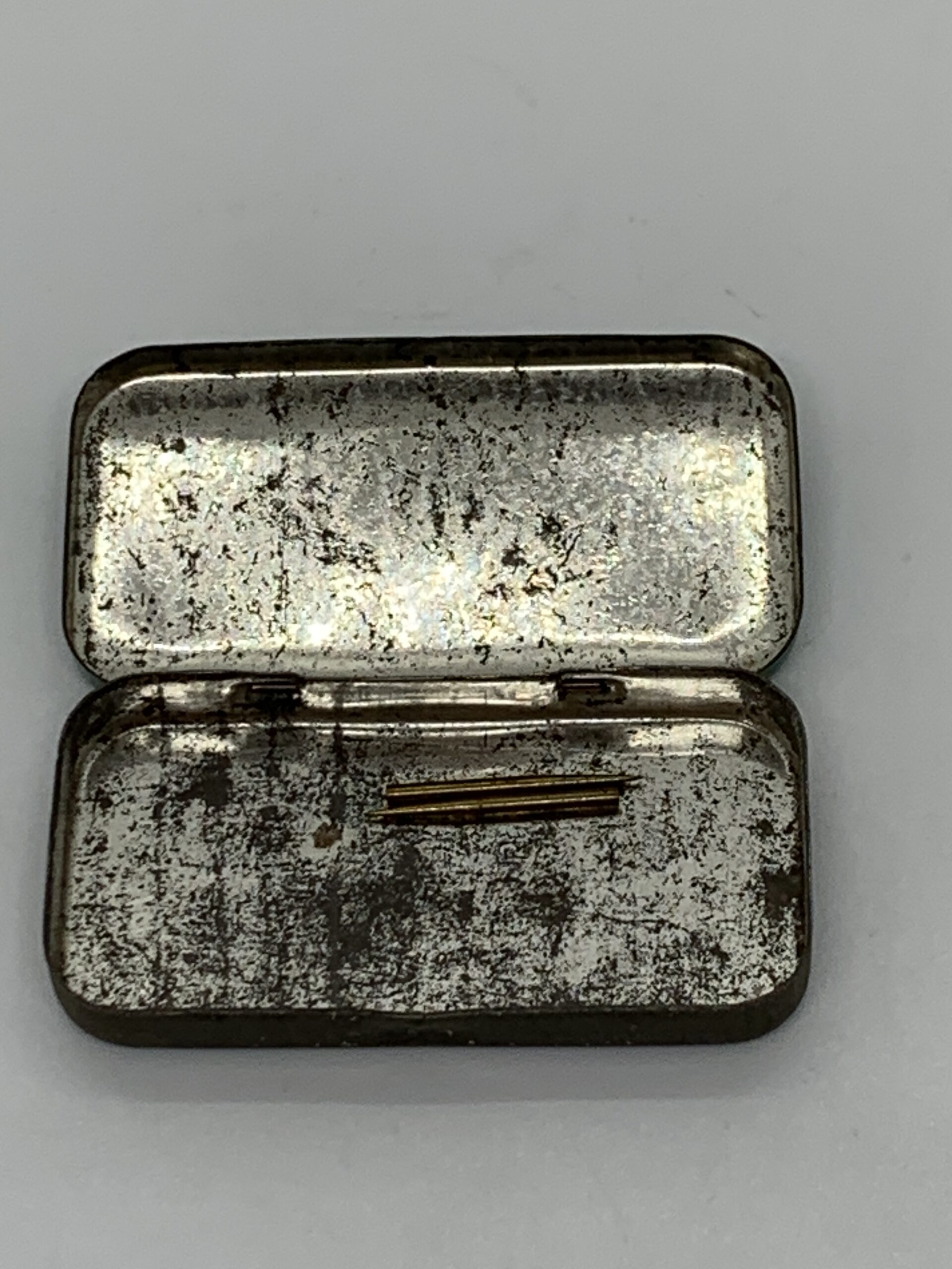 Decca Gramphone Needle Container with Two Needles - Vintage Keepsakes