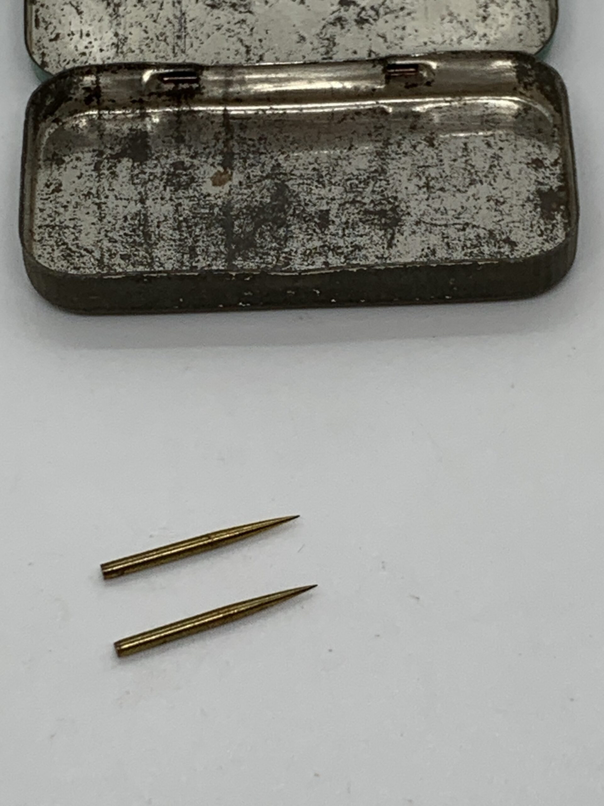 Decca Gramphone Needle Container with Two Needles - Vintage Keepsakes