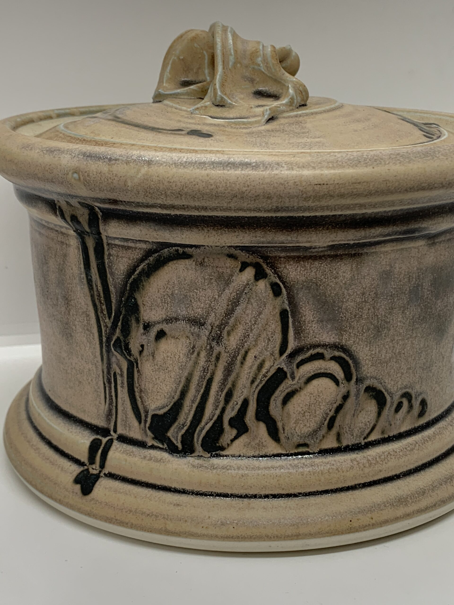 Heavy Australian Pottery Lidded Casserole possible Jean Avery 22cm wide ...