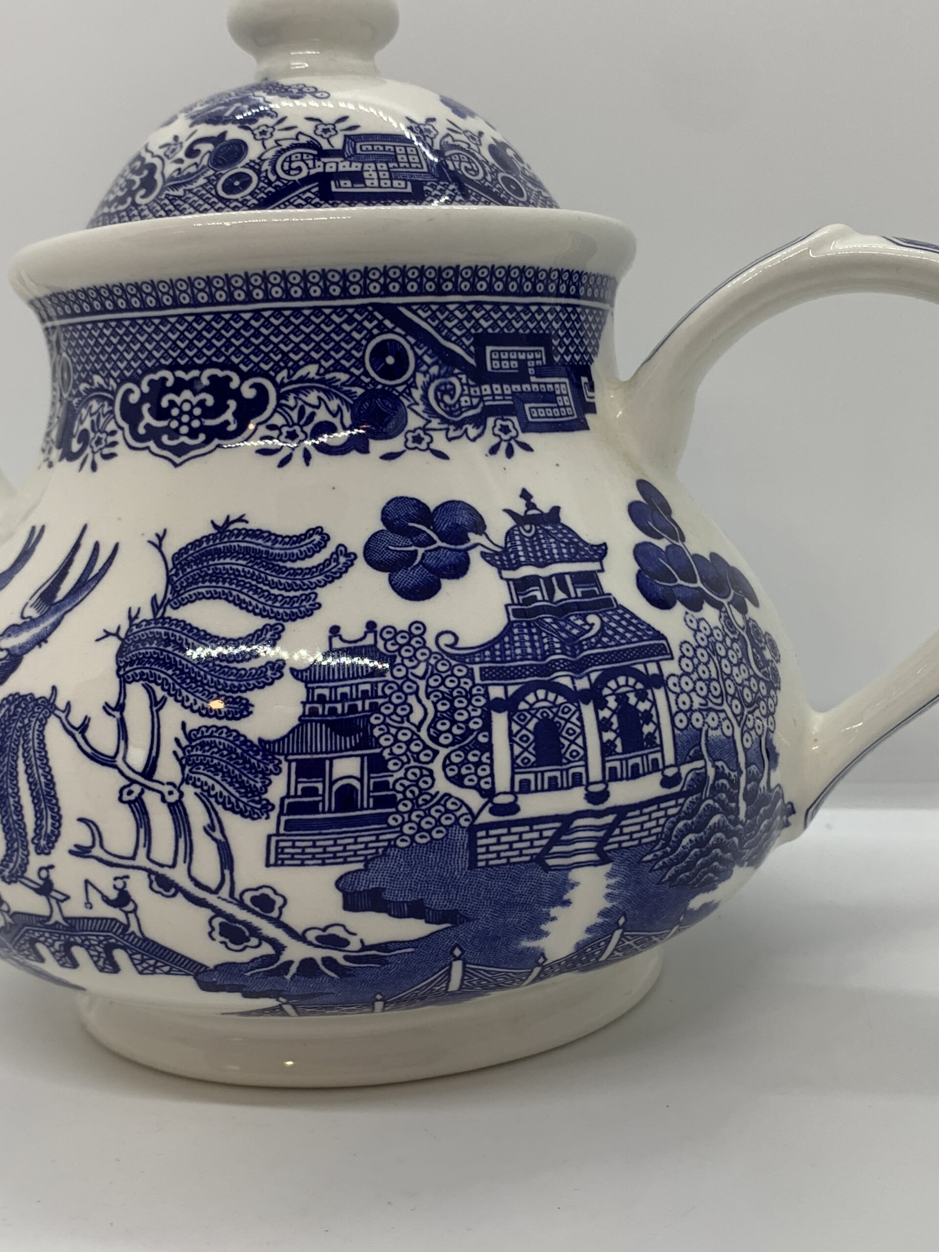Churchill Willow Pattern Blue and White Teapot - Vintage Keepsakes