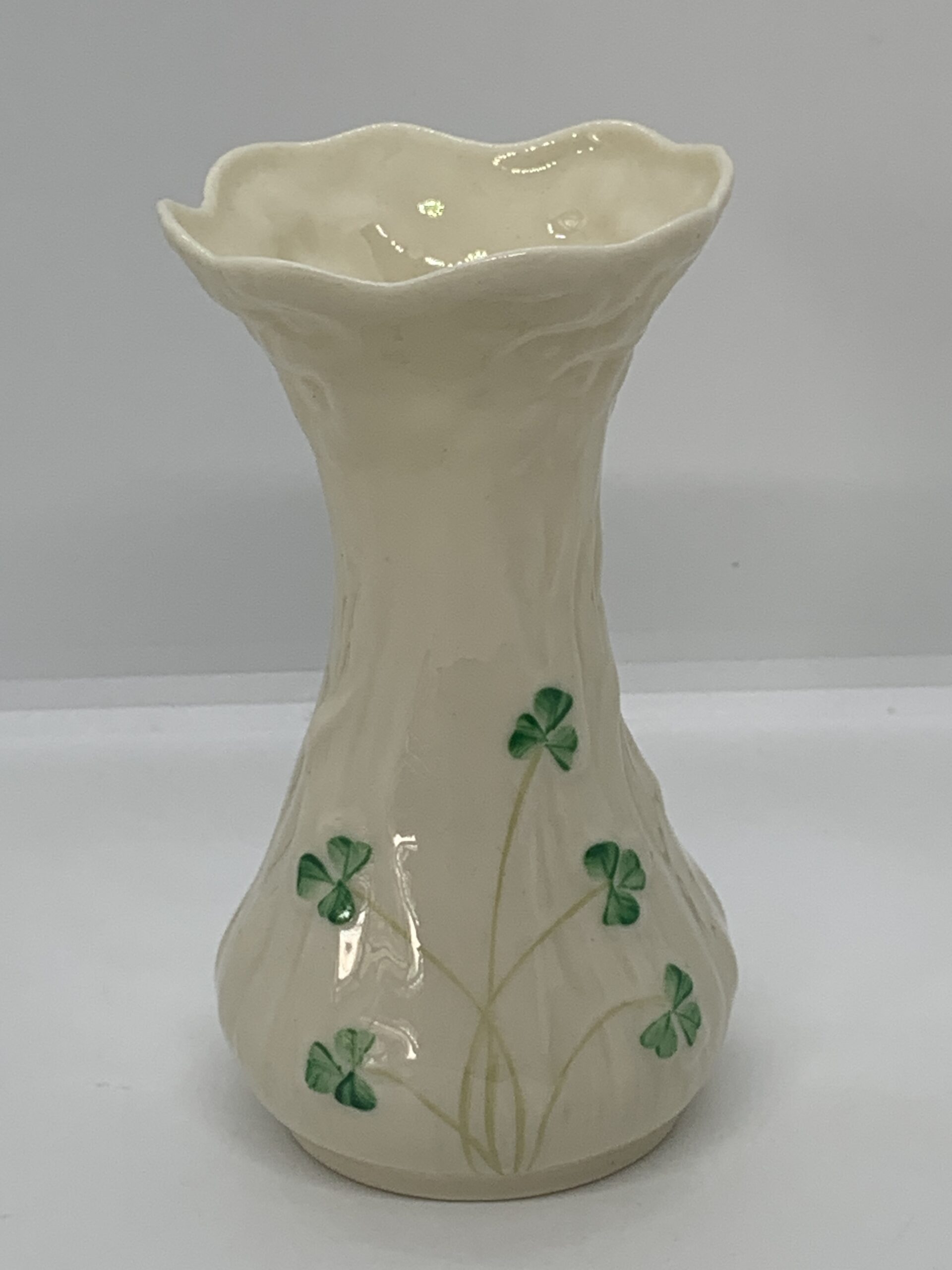 Belleek Shamrock Pattern Posy Vase 15cm - Vintage Keepsakes